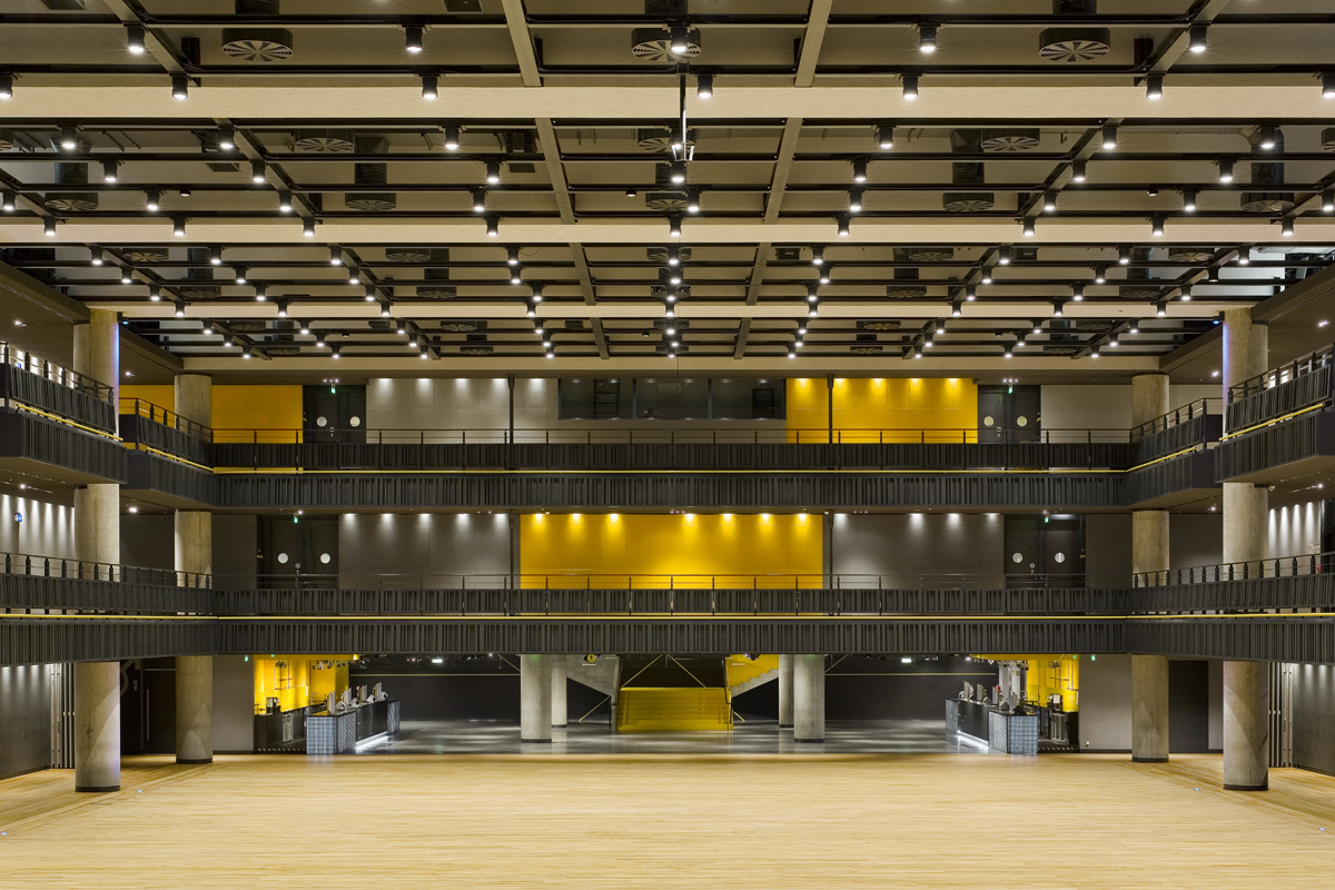 Gallery of INTERIOR OF MULTIPURPOSE HALL FORUM KARLÍN | A8000 s.r.o ...