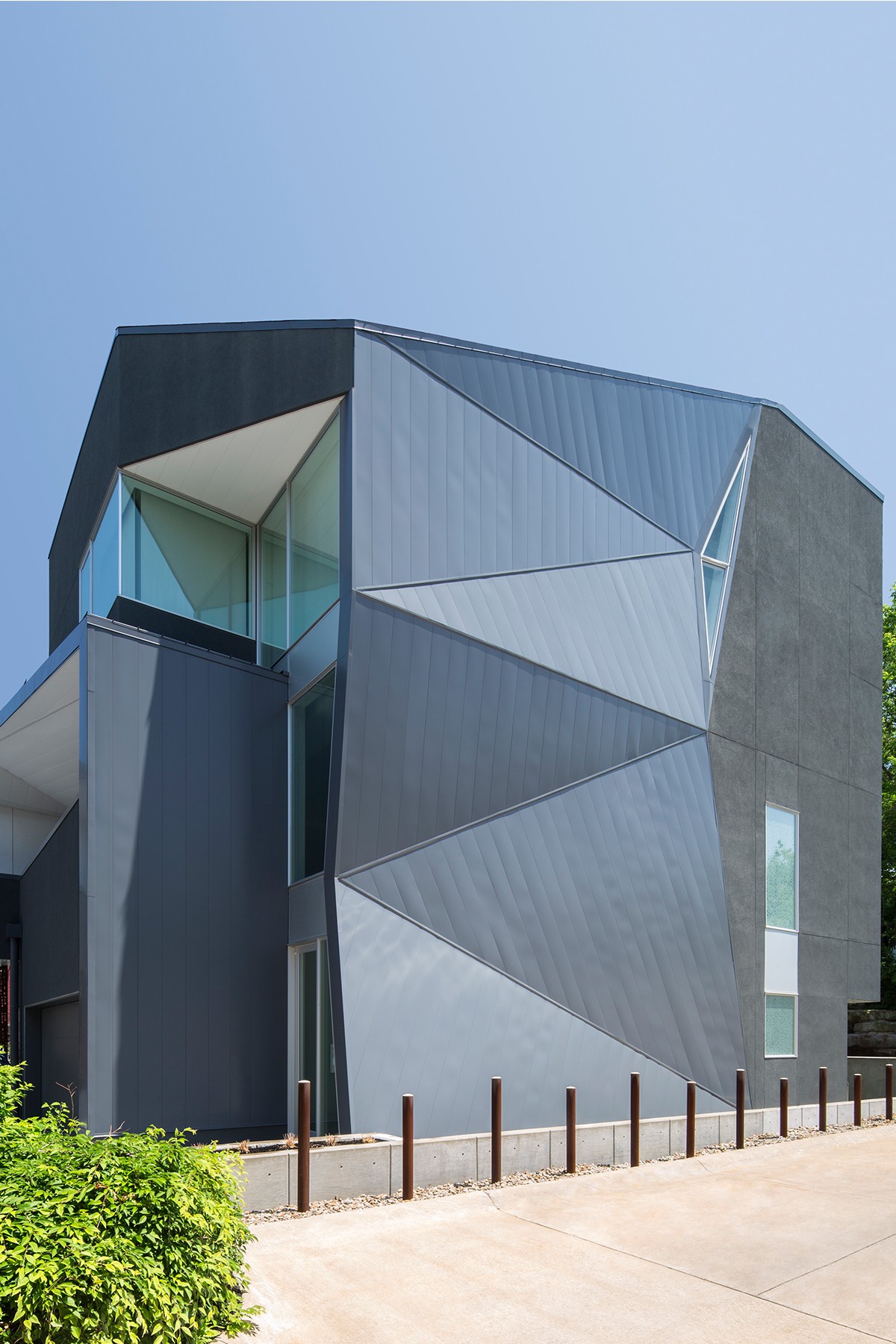 little_BIG house | Robert Maschke Architects | Archello