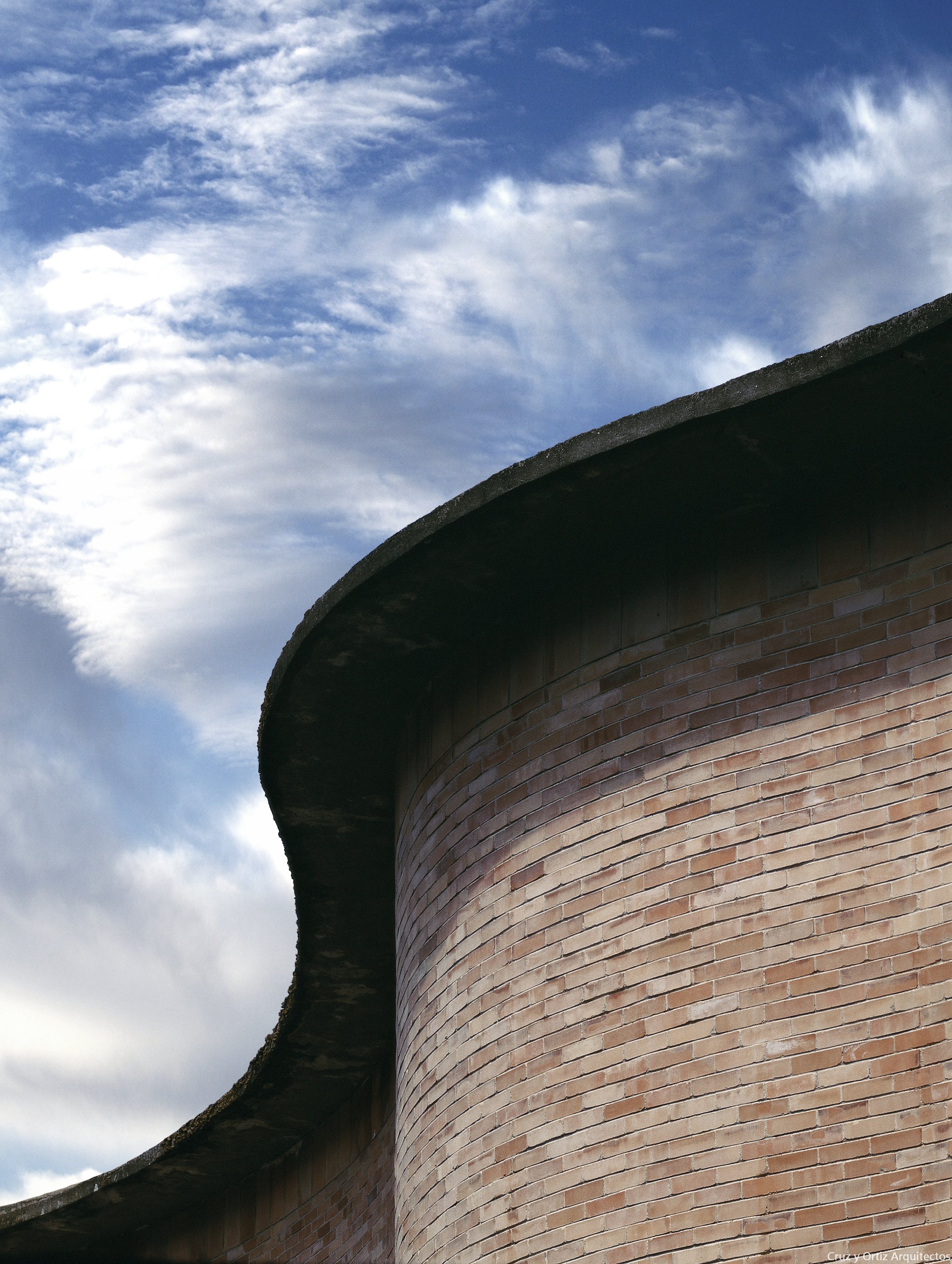 Gallery of Residential on Doña Maria Coronel Street | Cruz y Ortiz ...