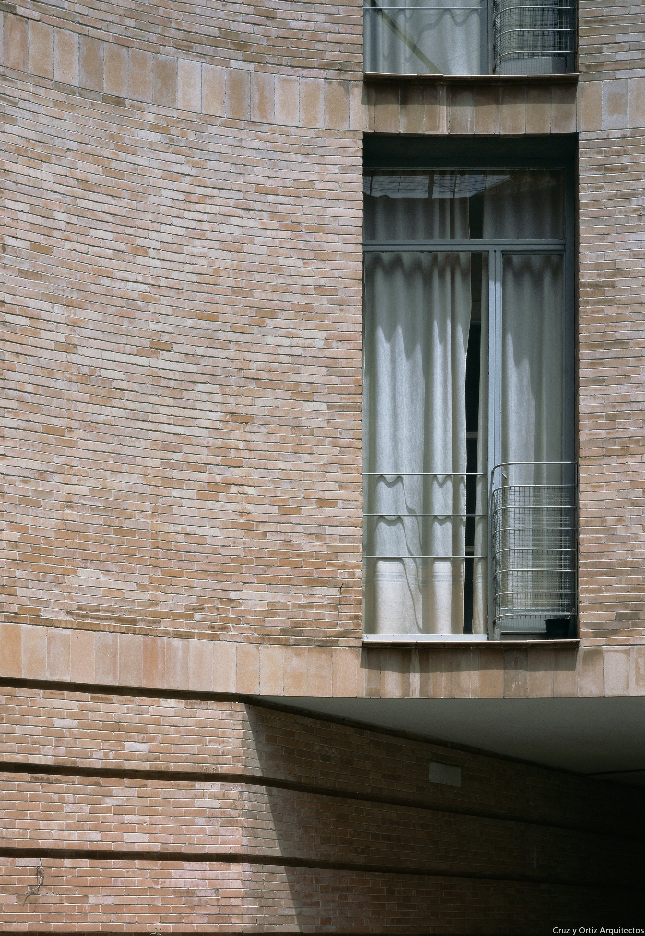 Gallery of Residential on Doña Maria Coronel Street | Cruz y Ortiz ...