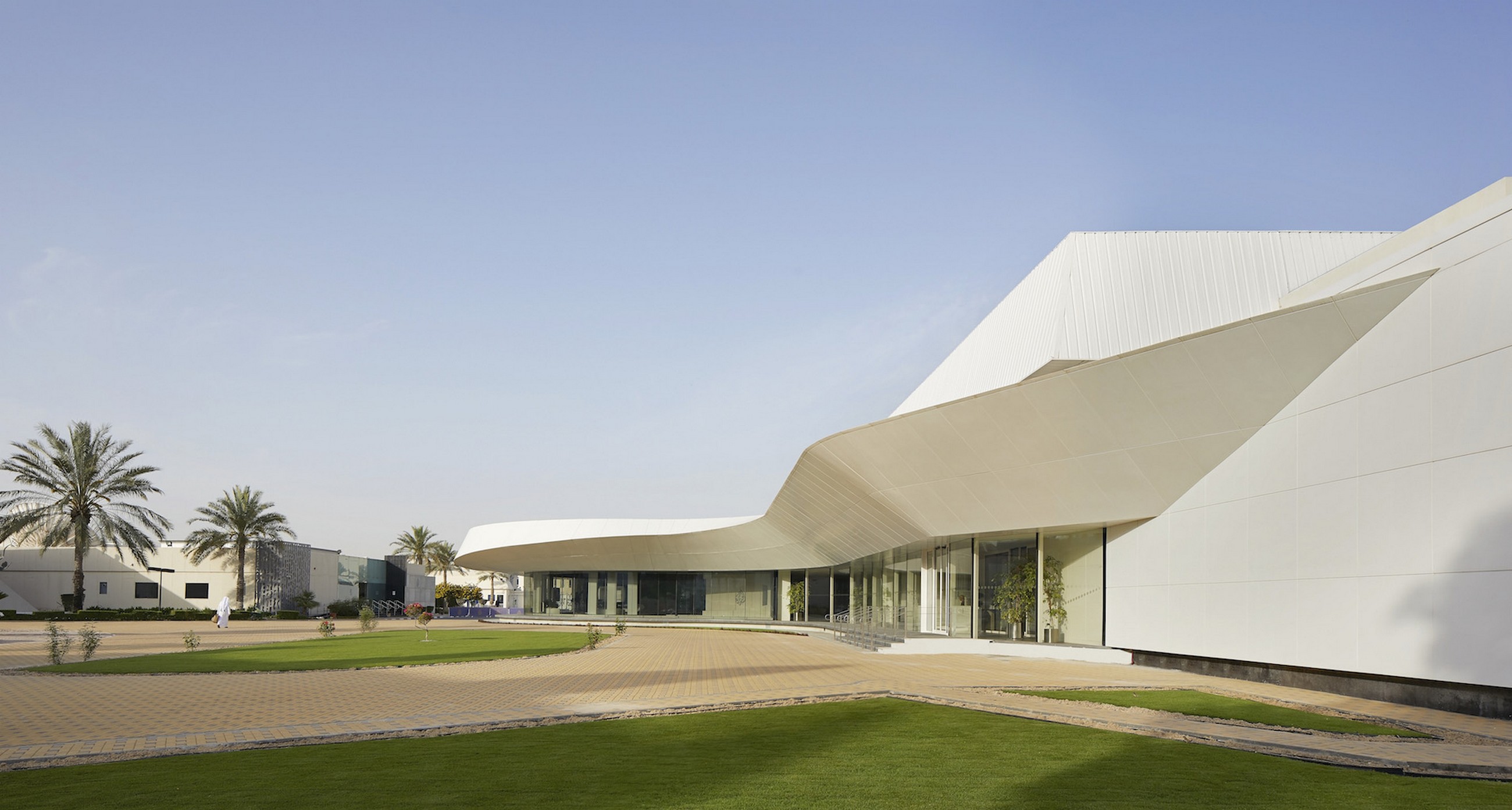 Al Jazeera Network Studio Building | Veech x Veech | Archello