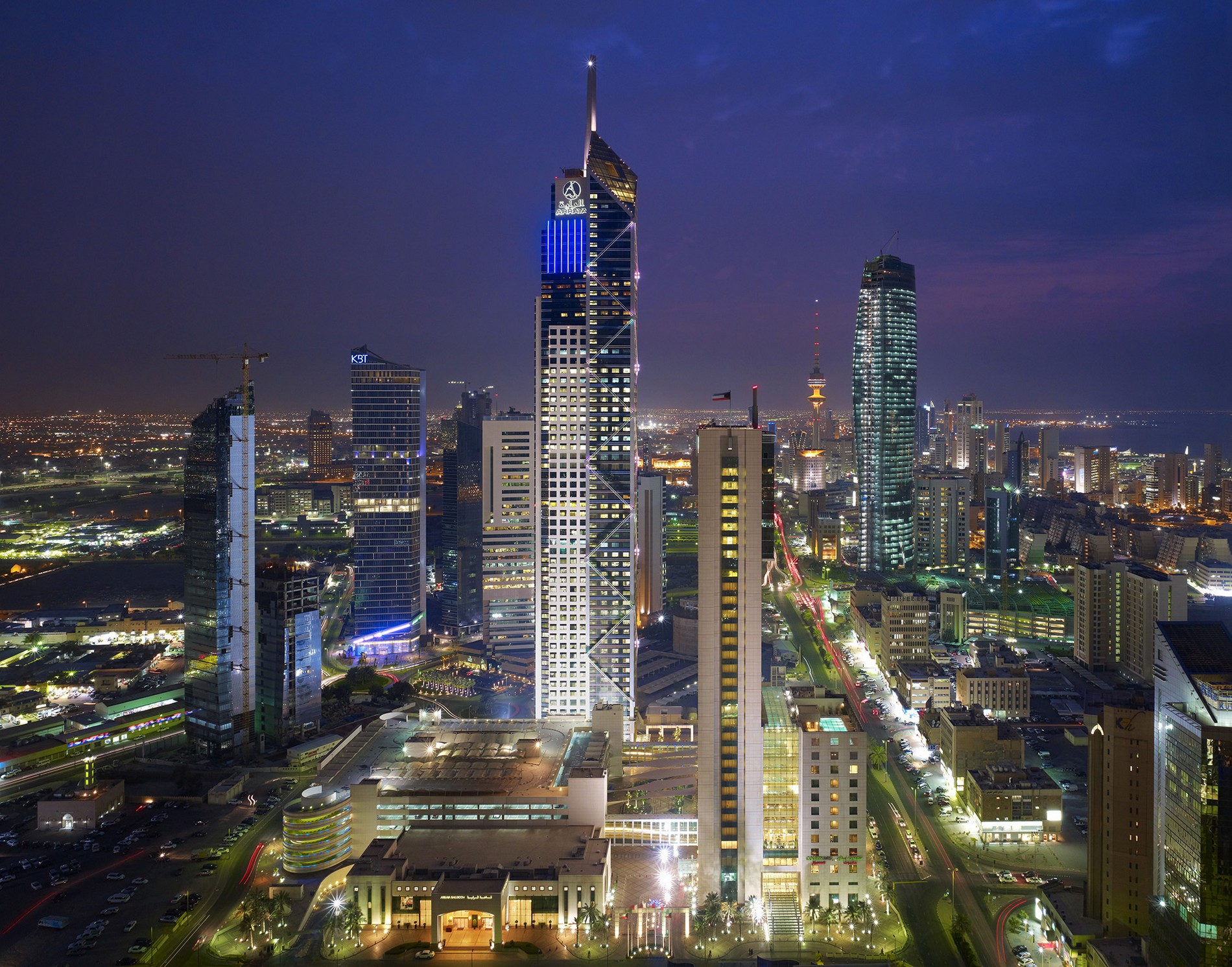 Gallery of Arraya Tower | Fentress Architects | Media - 1