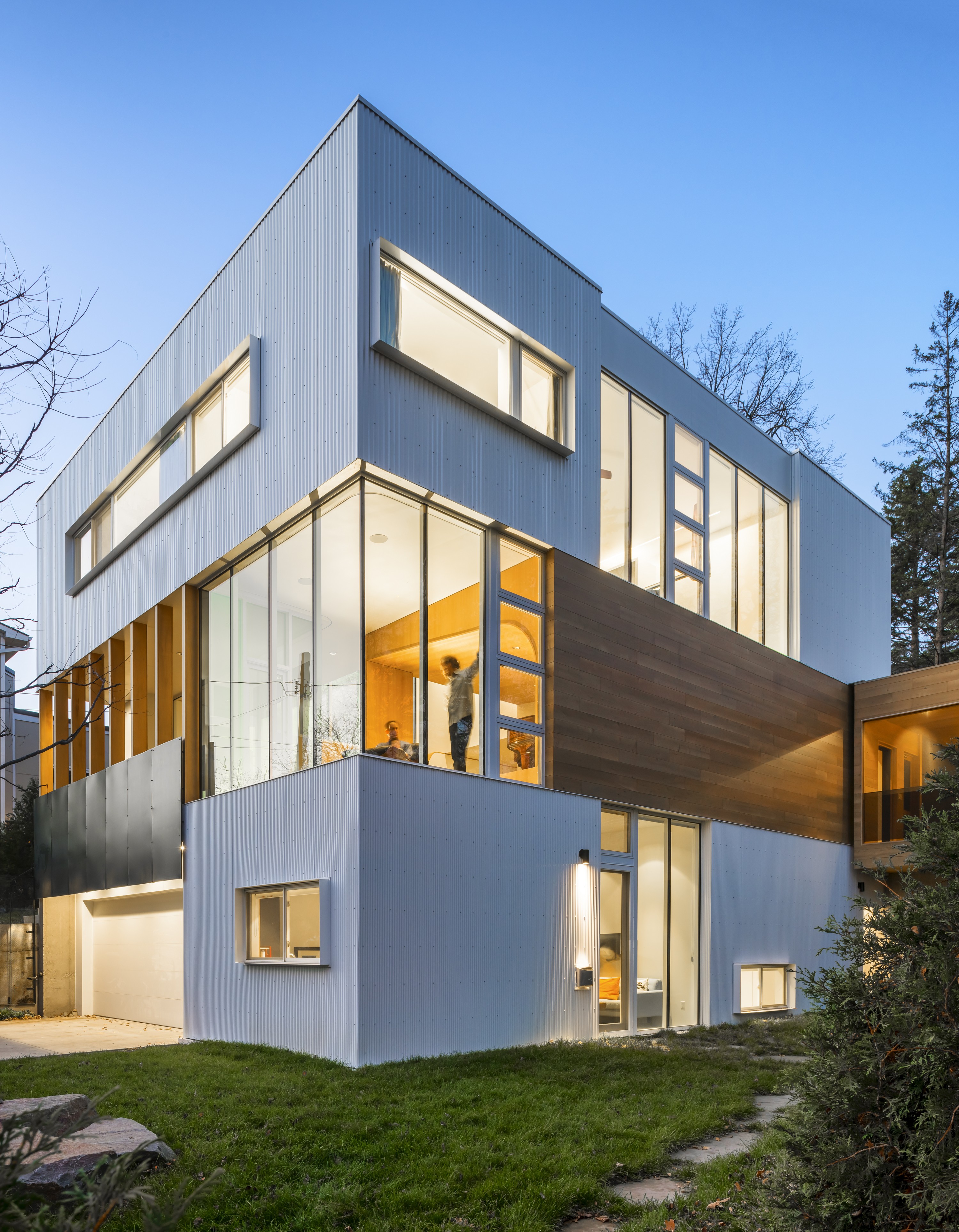 Stack House | Lazor Office | Archello