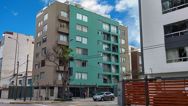 Proyecto Pintura Fachada Edificio San Borja Sur | Arquitectos Locales Perú | Archello