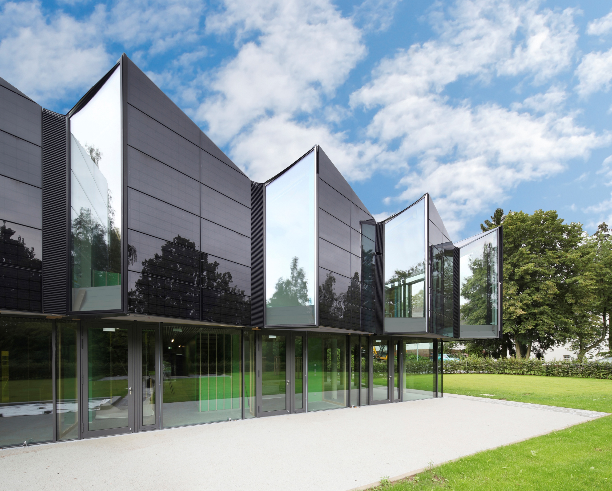 Homogeneous Solar façade by ertex solar | Media - Photos and Videos - 1 ...