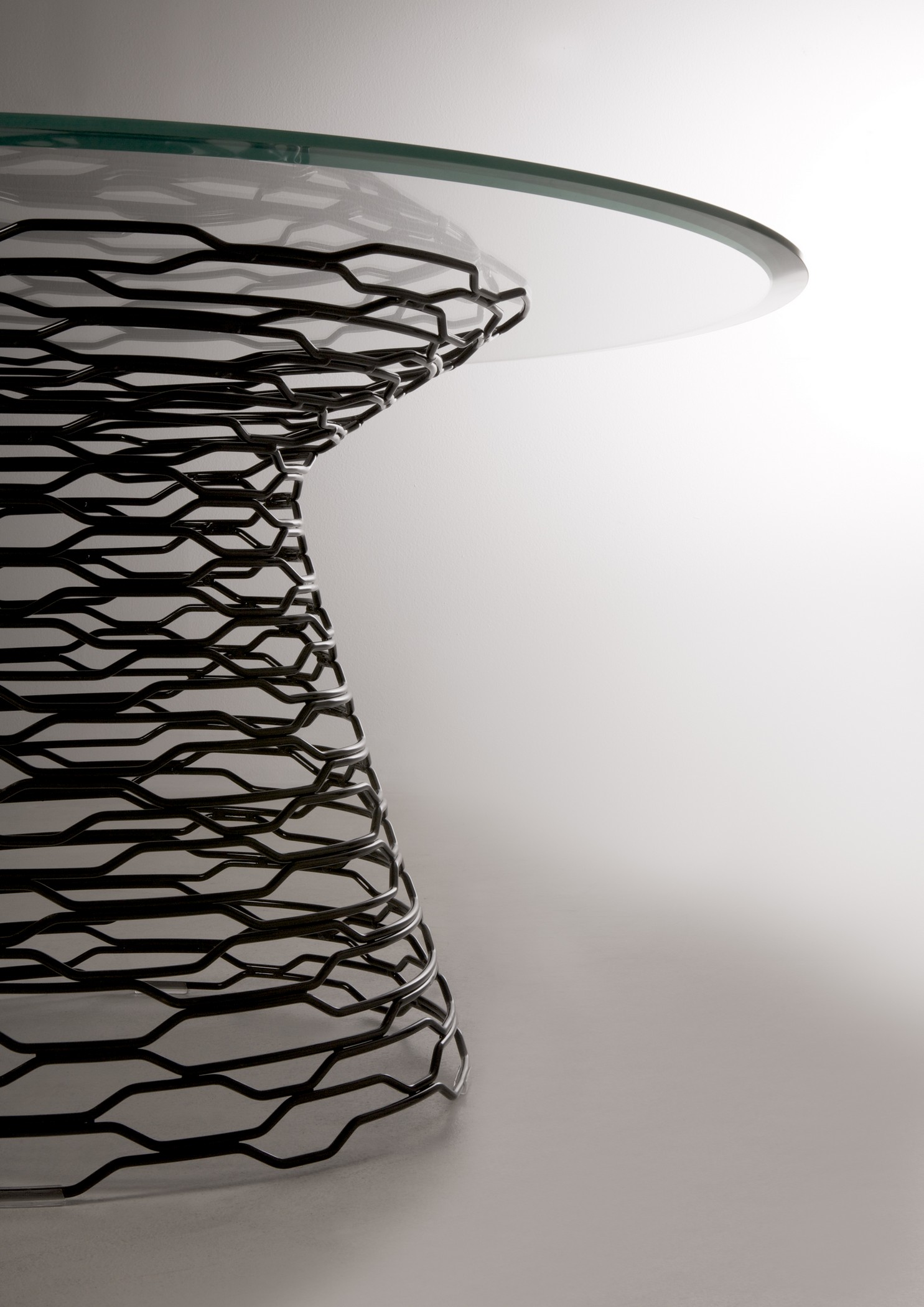 TRON table by Capo D'Opera | Archello