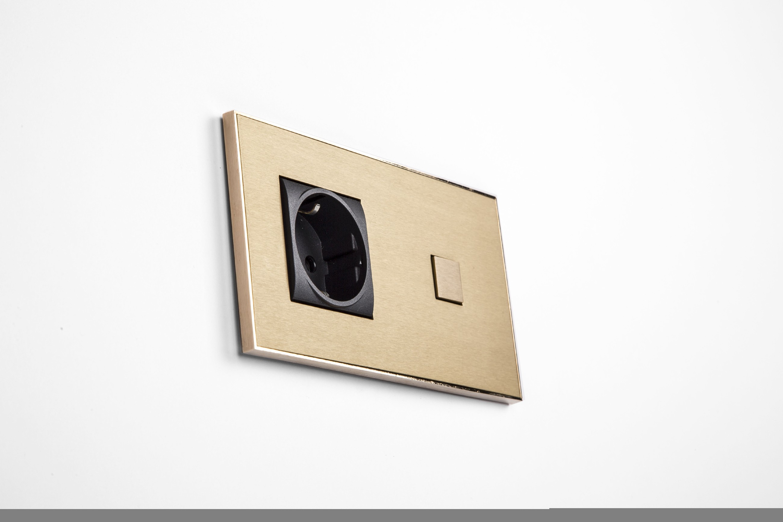 SB1TMG by Lithoss | Archello