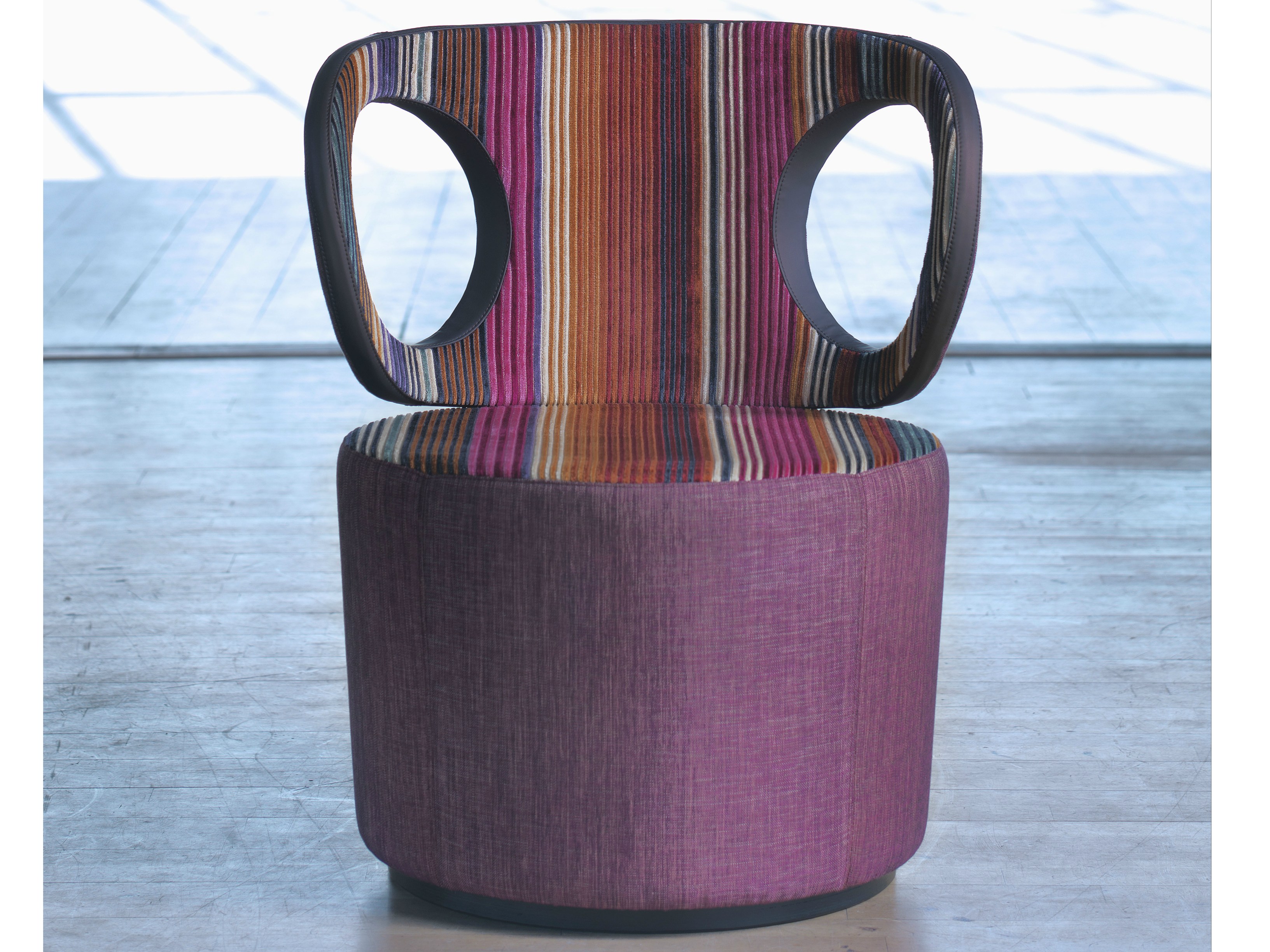 Eye Lounge by Johanson Design | Archello