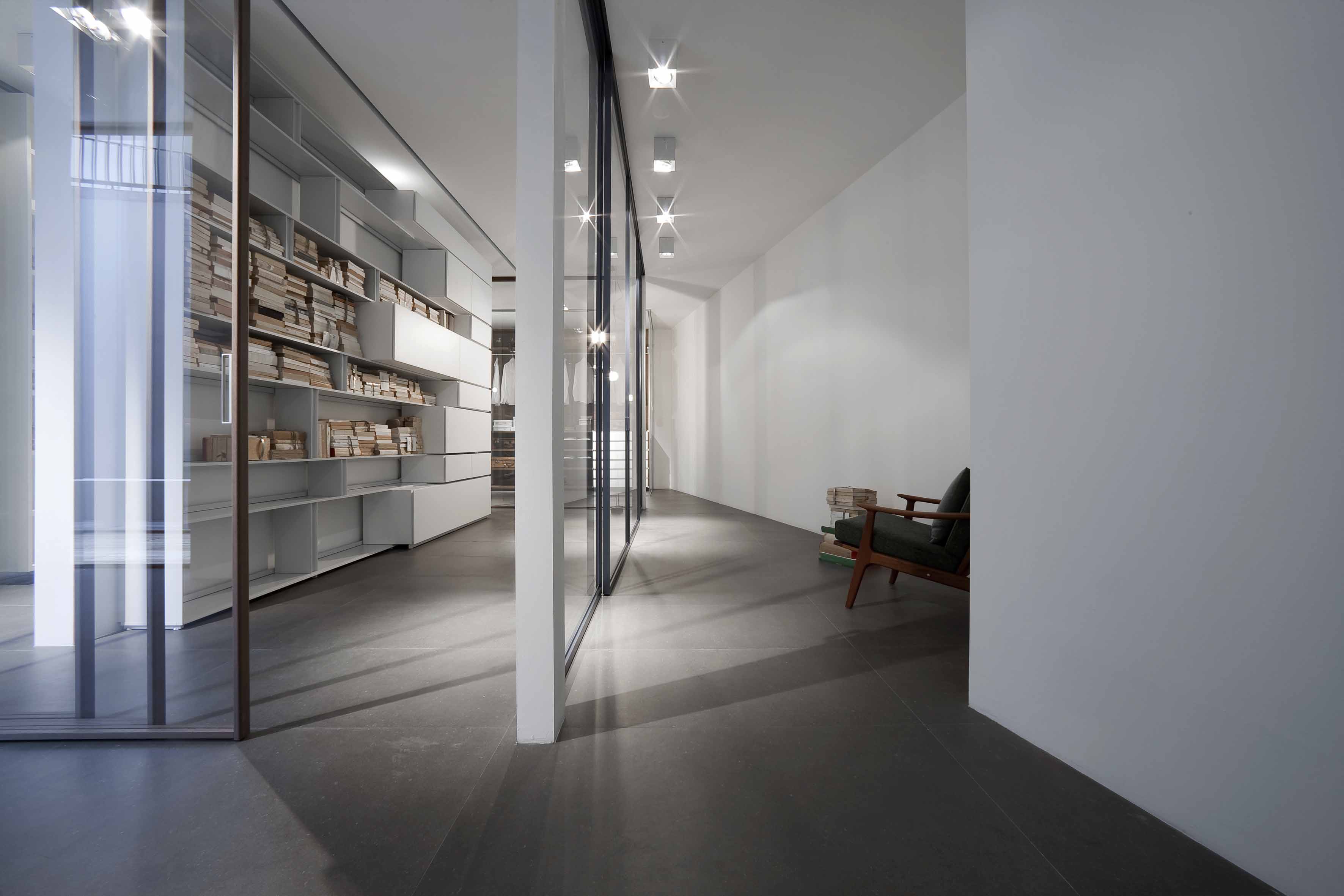 Showroom Walls by Albed | Archello