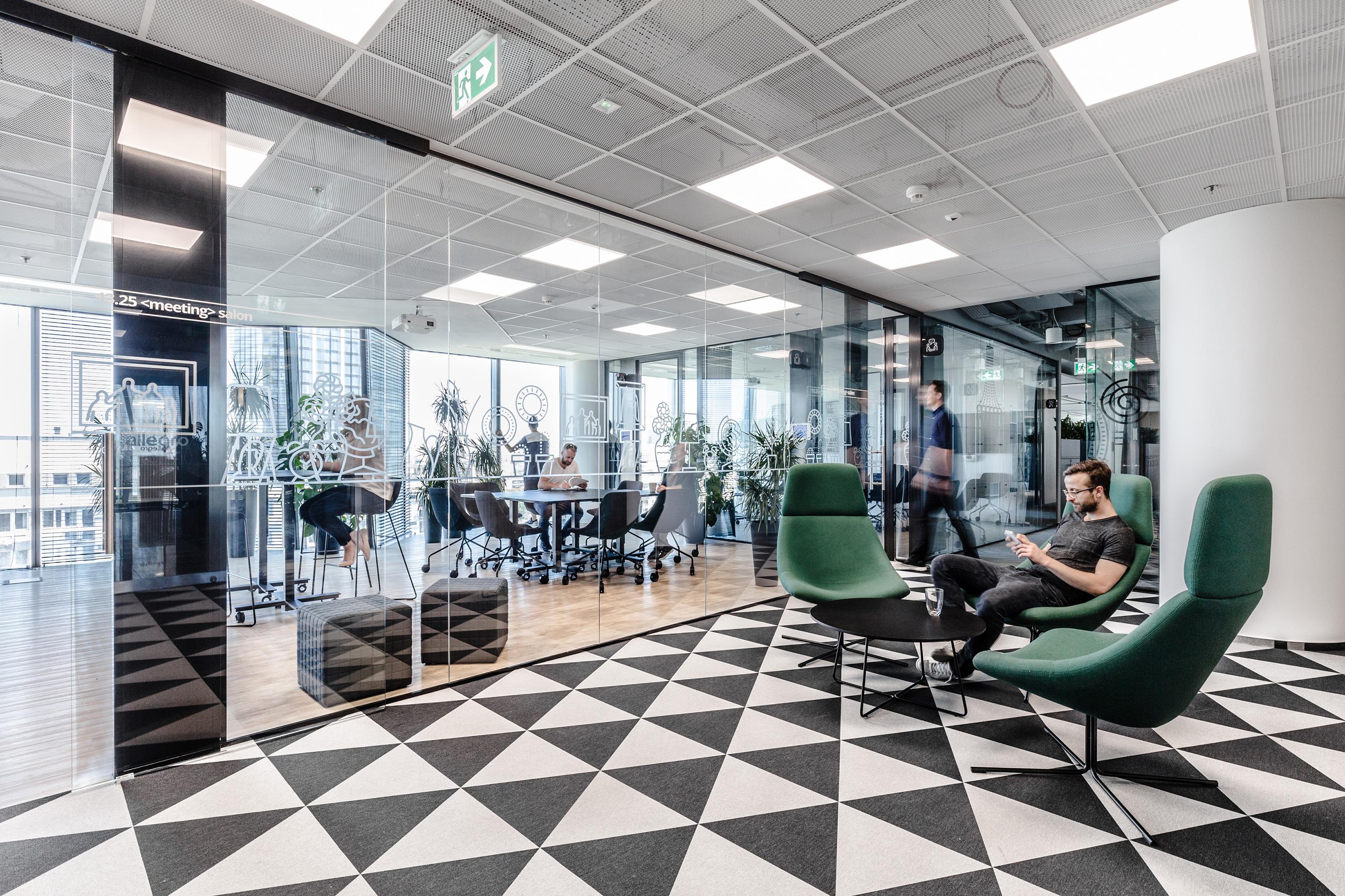 Gallery of Home-like office for Allegro | Workplace | Media - 4