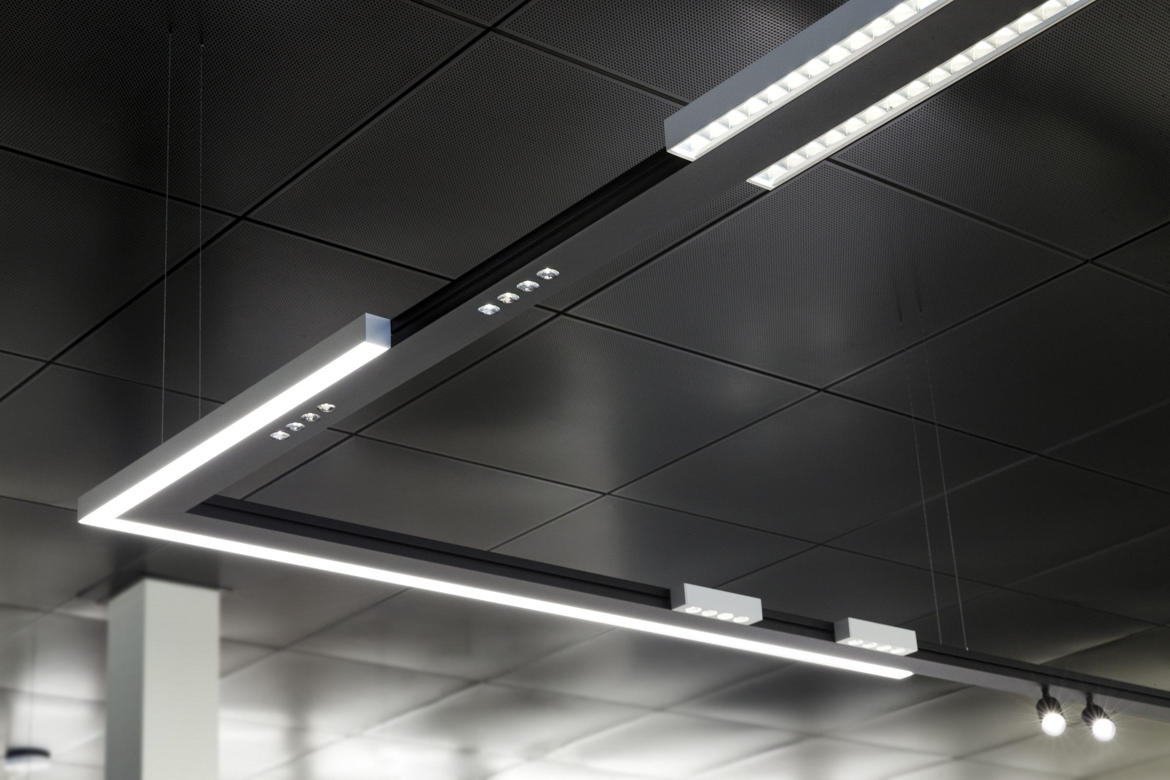 Twinline by Multiline Licht | Archello