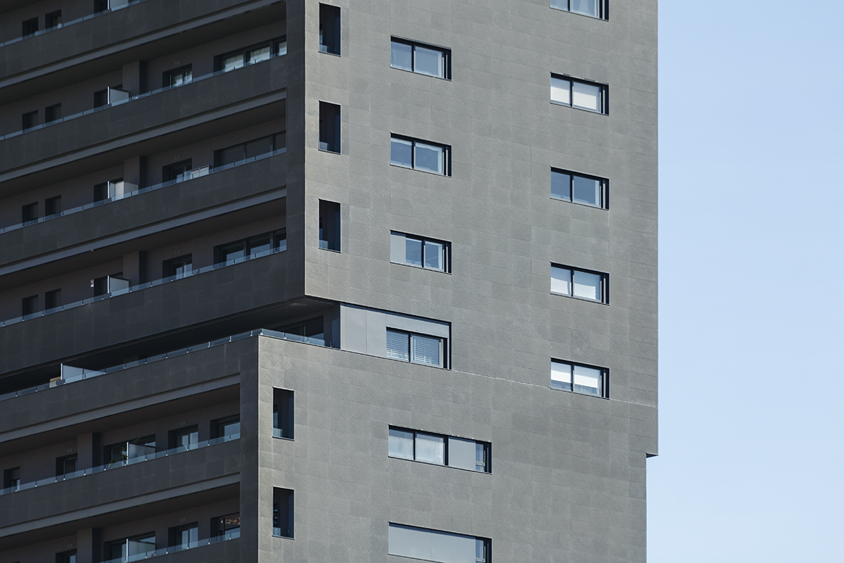 DIAGONAL SKYSCRAPER | ULMA Architectural Solutions | Archello