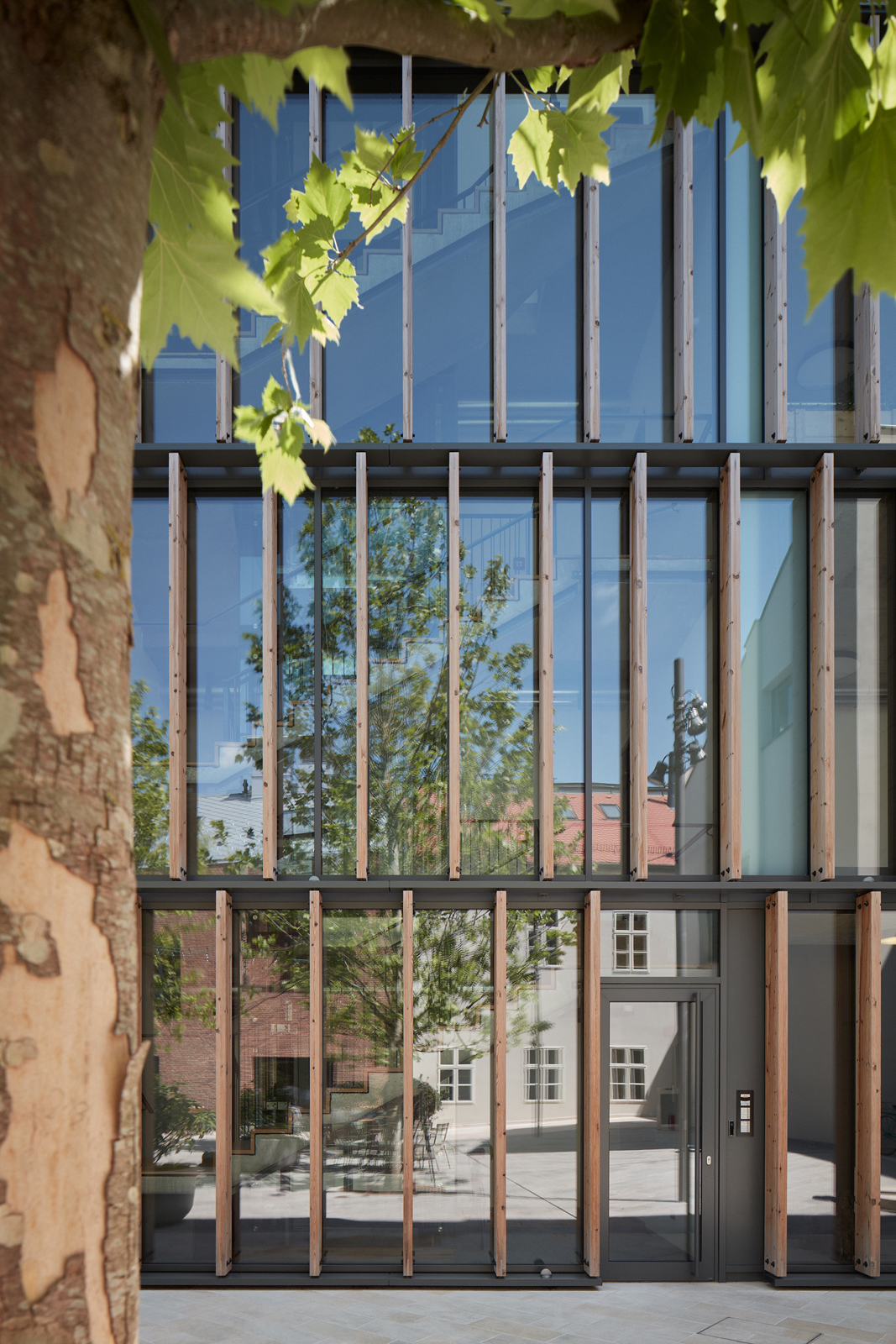 Courtyard | BoysPlayNice, BAUMIT | Archello