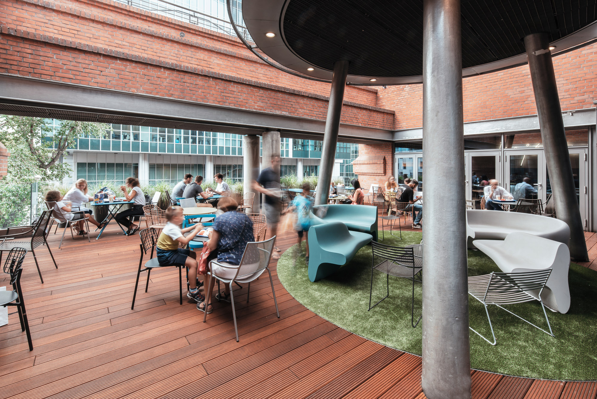 Gallery of A food court inspired by modern home kitchens. | mode:lina ...