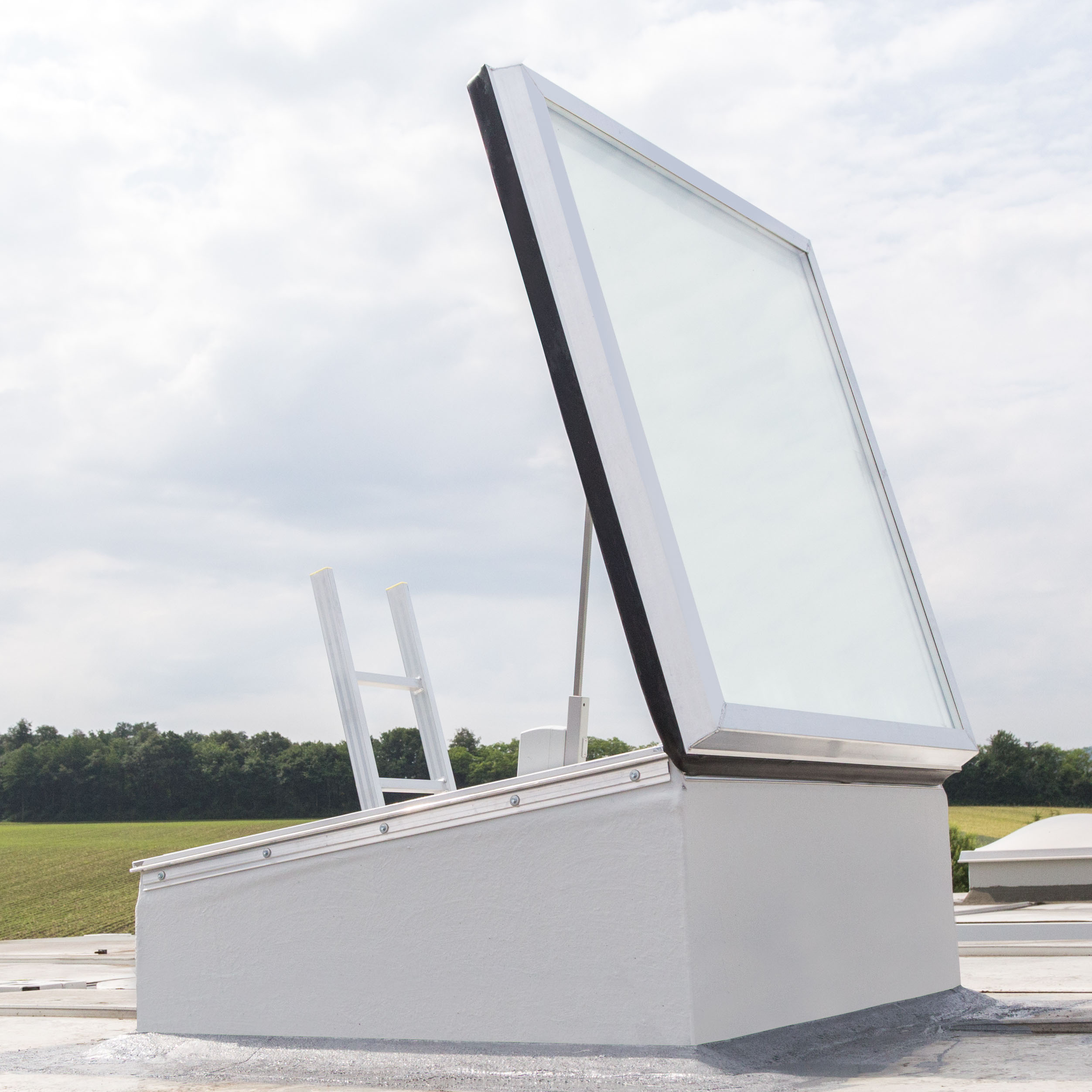 ACUSTICO FLAT ROOF EXIT by Eberspächer Tageslichttechnik | Archello