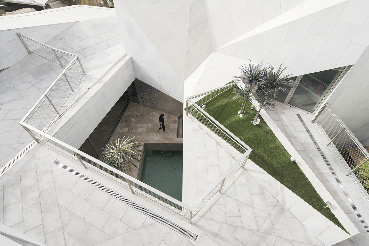 Gallery of Rock House - Kuwait | AGi architects | Media - 9