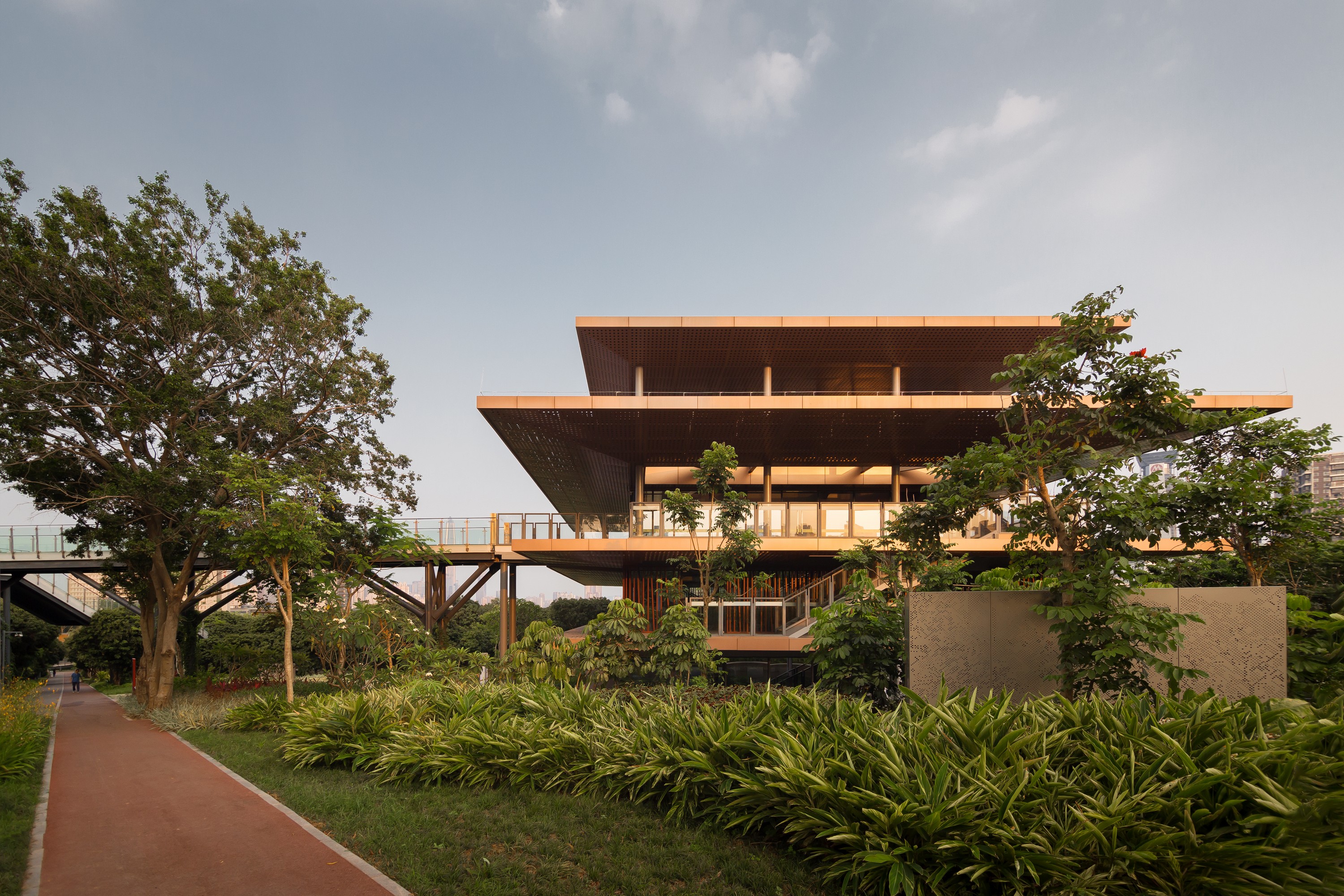 Gallery of Xiangmi Park Science Library | MLA+ | Media - 12