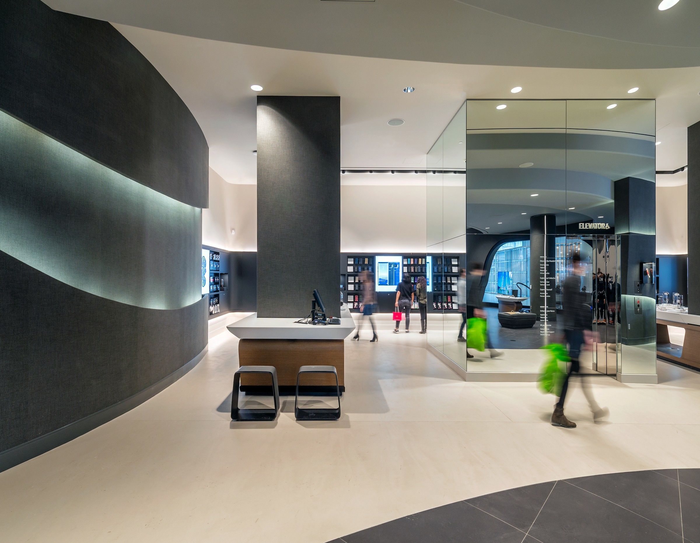 Gallery of Samsung Experience Store | BDP Quadrangle | Media - 6