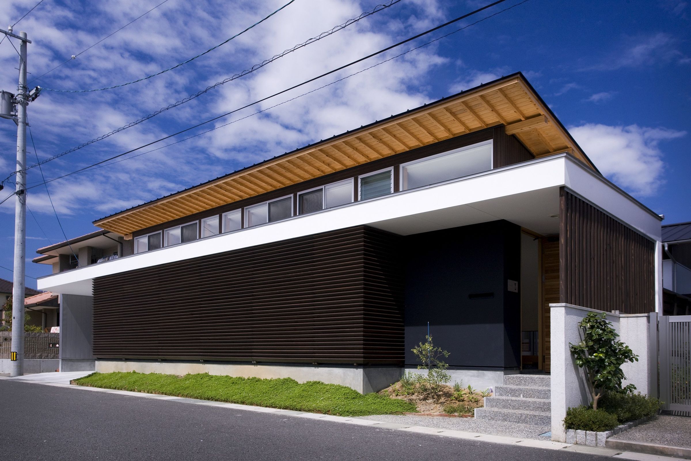 Trough house | Y.Architectural Design - Youichi Kouno | Archello