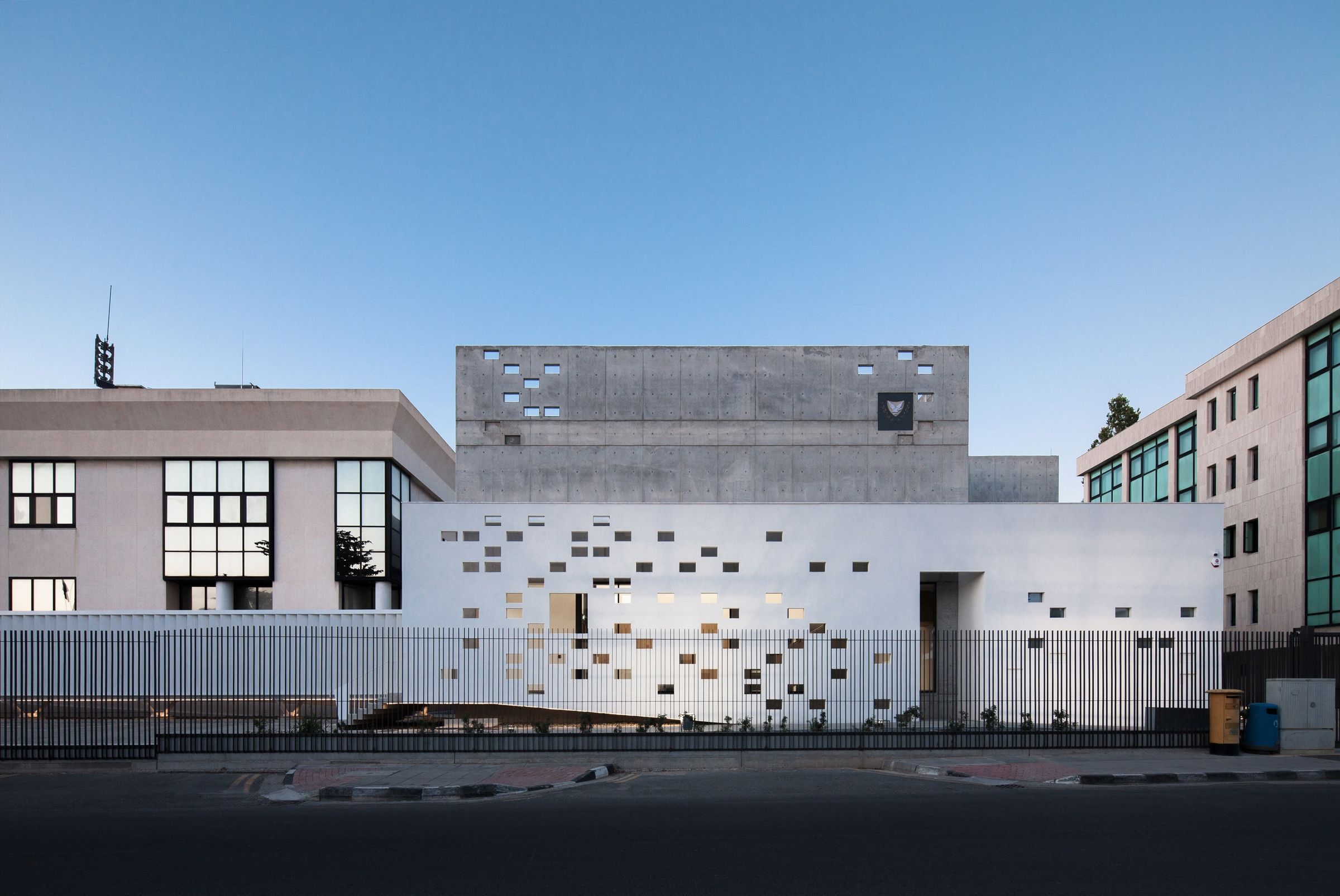 Paphos District Court | VARDAstudio | Archello