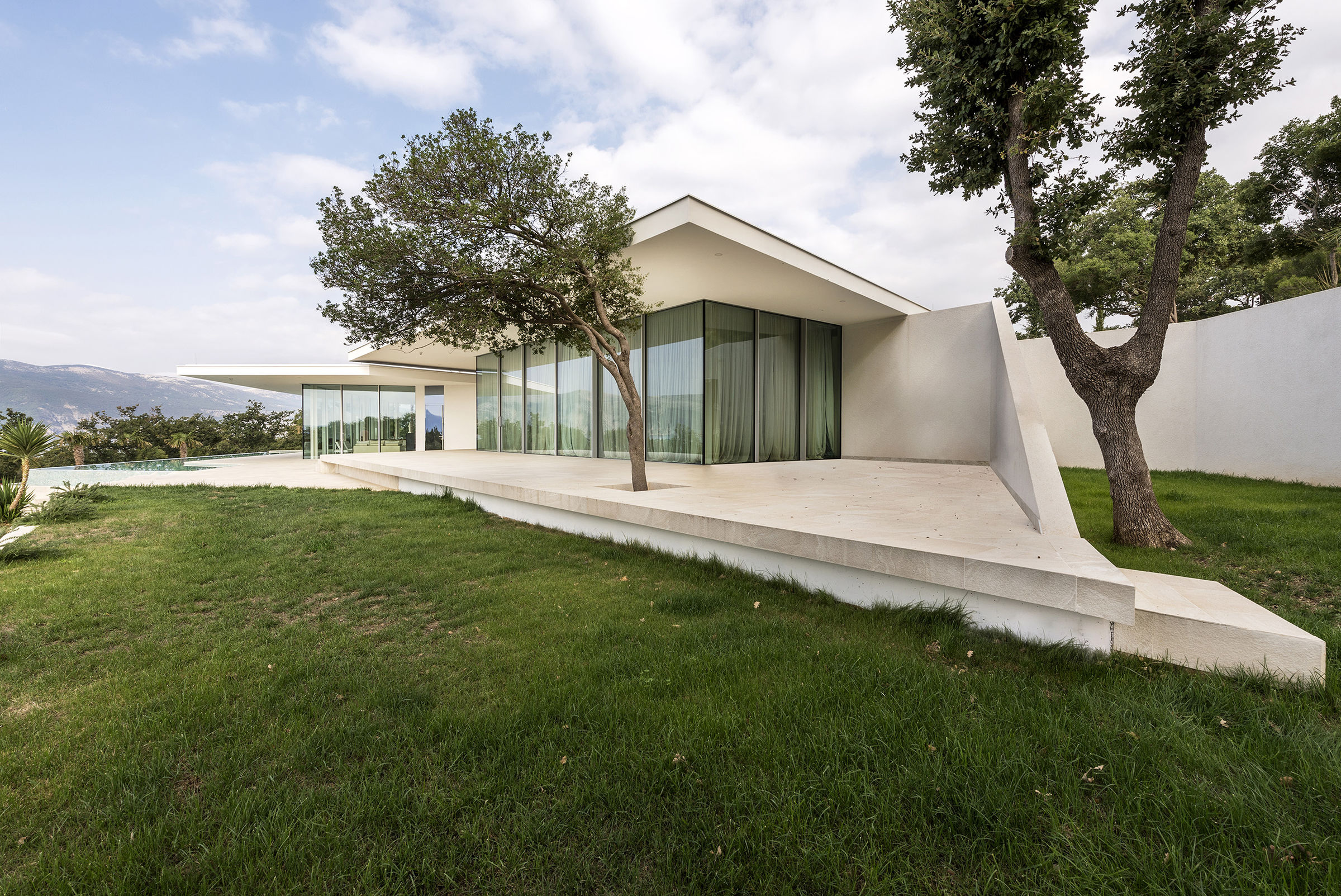 Bedrock House | Idis Turato / Turato Architects | Archello