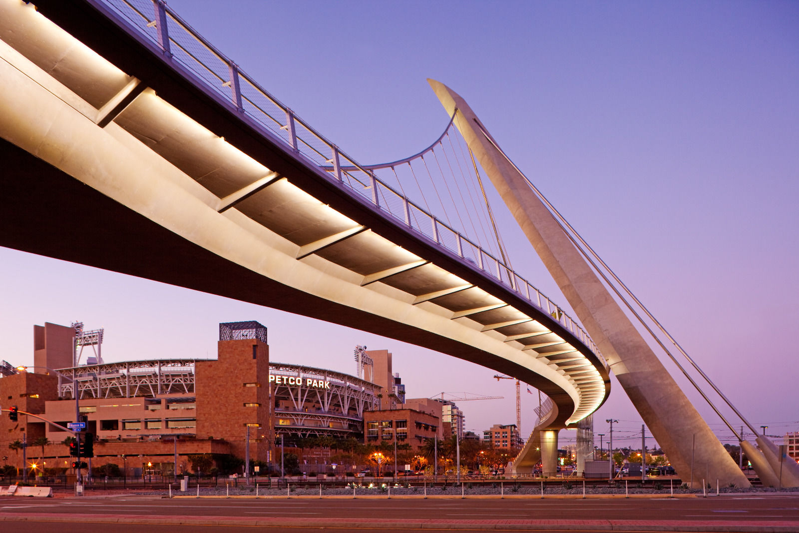 Harbor Drive Pedestrian Bridge | Safdie Rabines Architects | Archello