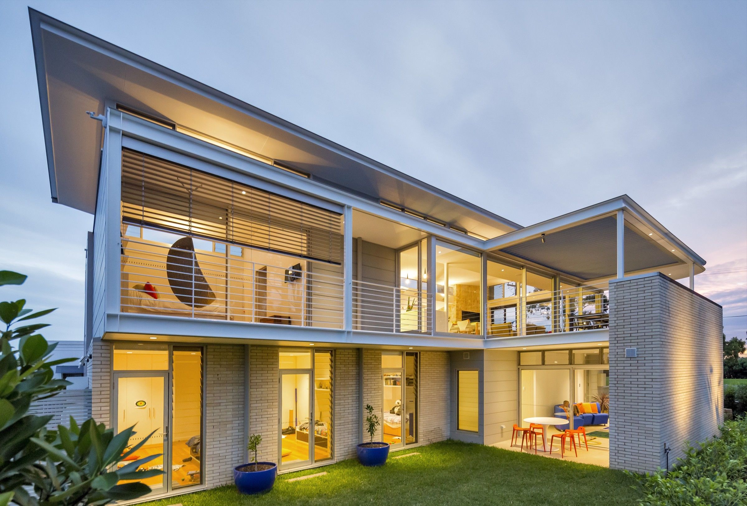 Retro House | Utz Sanby Architects | Archello