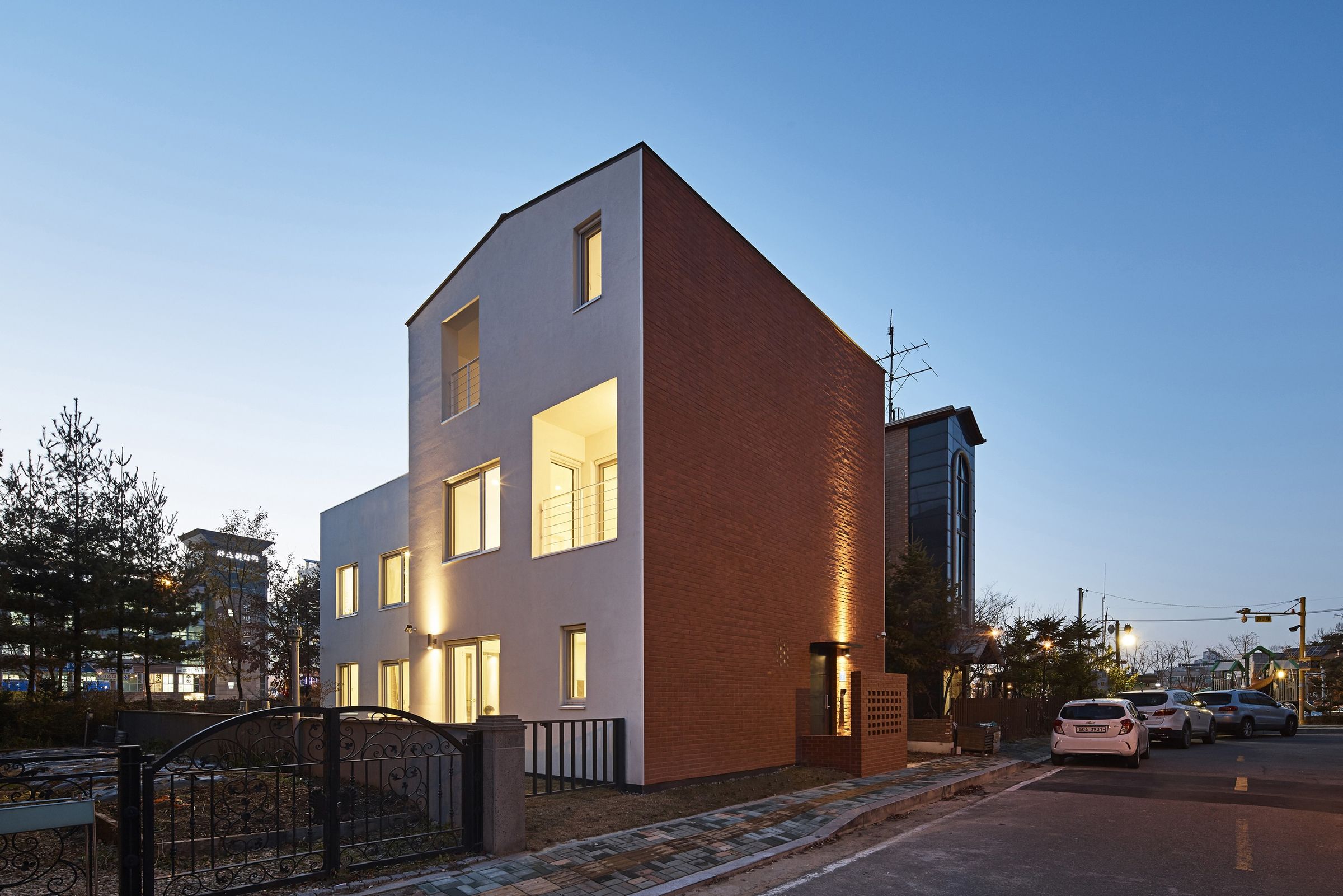 Red Square House | Archiworkshop | Archello