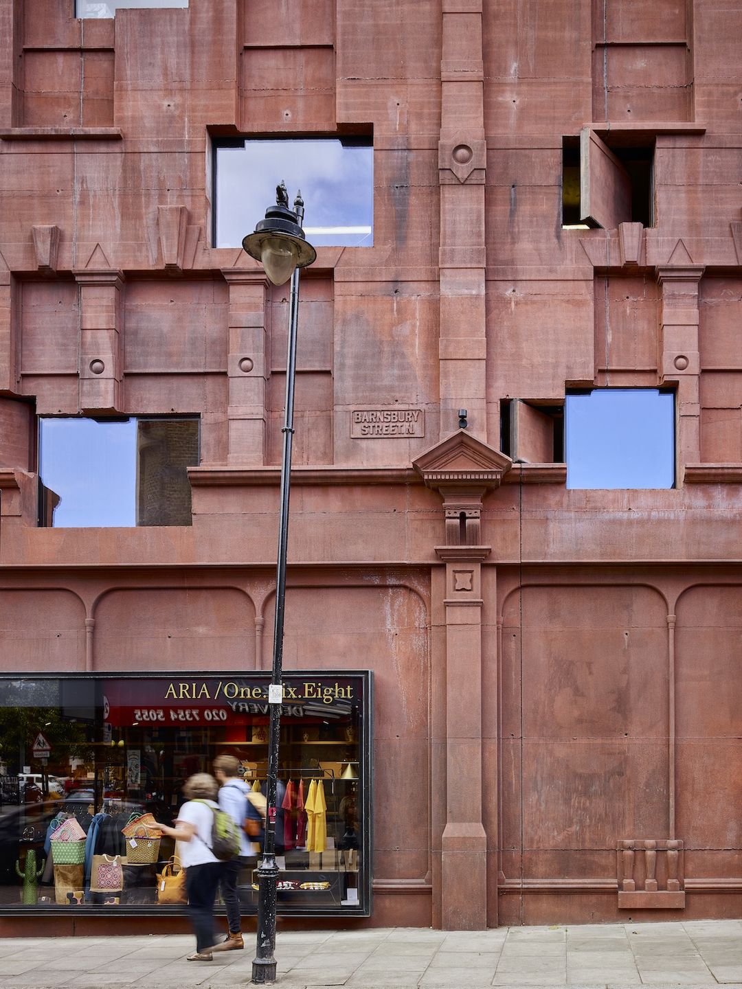 Gallery of 168 Upper Street | AMIN TAHA ARCHITECTS | Media - 7