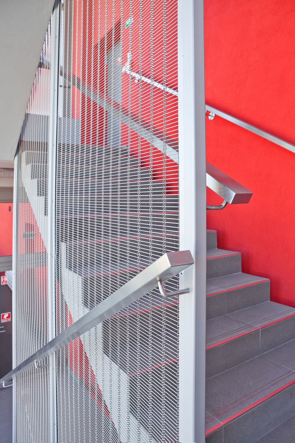 ASTRO WAVE STAIRCASE DIVIDER by ProgressArch | Archello