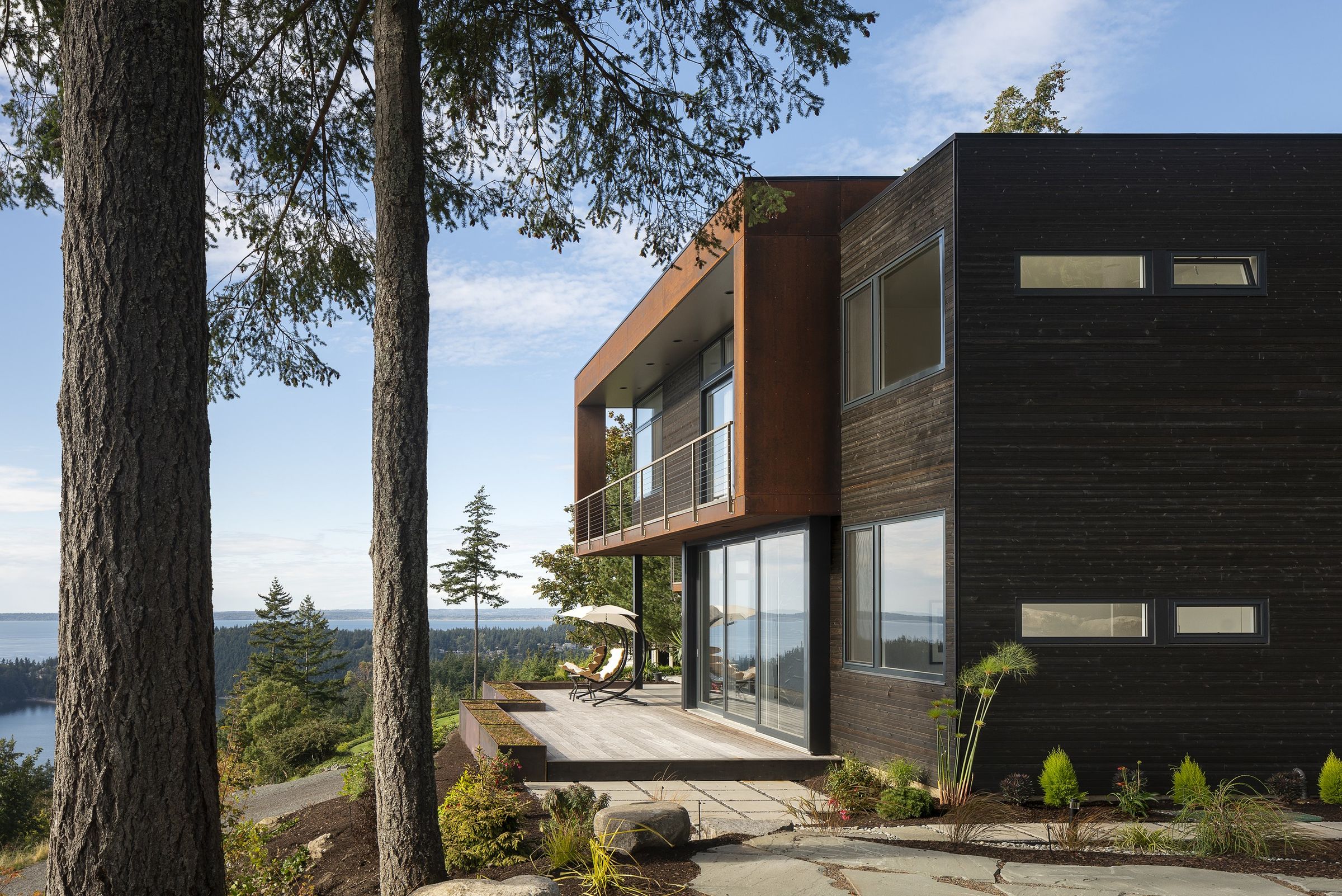 House on the Cove | Stephenson Design Collective | Archello