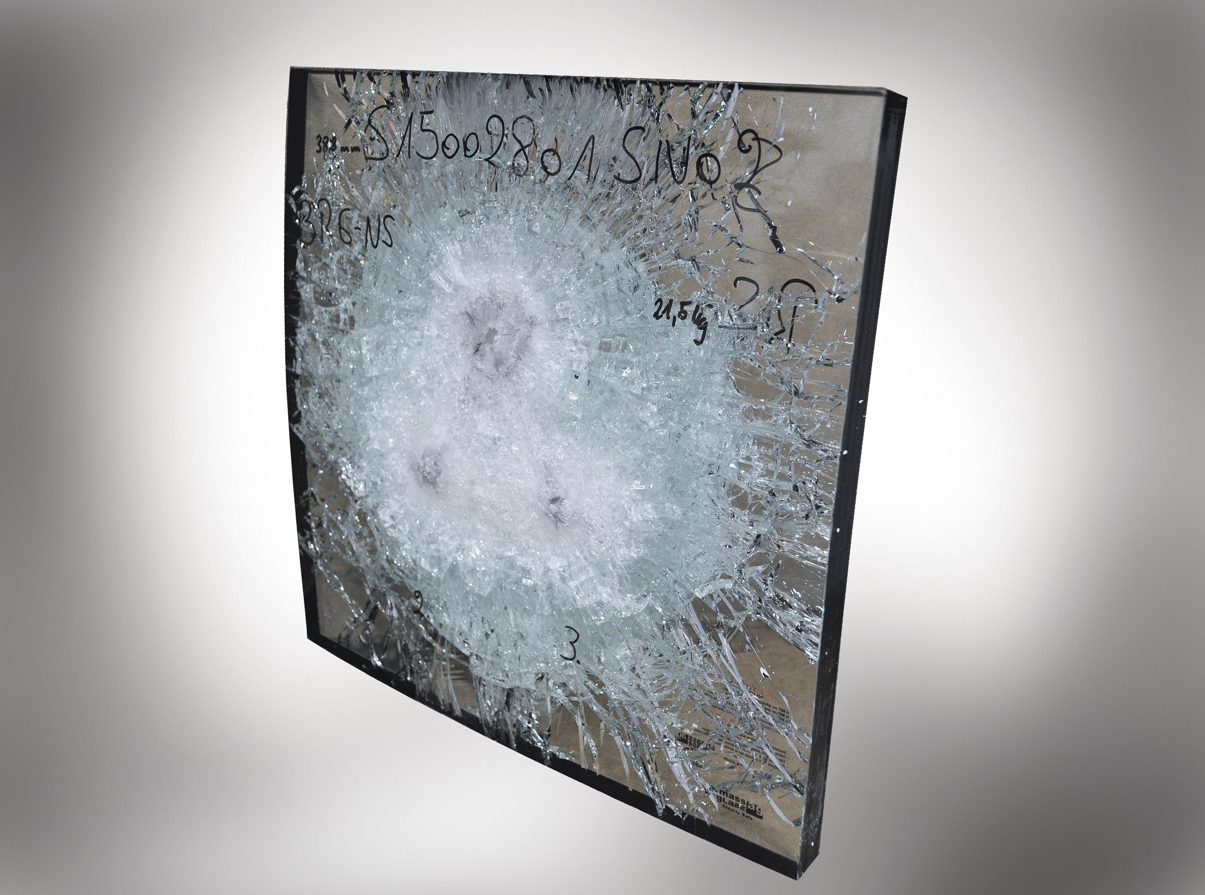 Hammerglass Ballistic Protection by Hammerglass | Archello