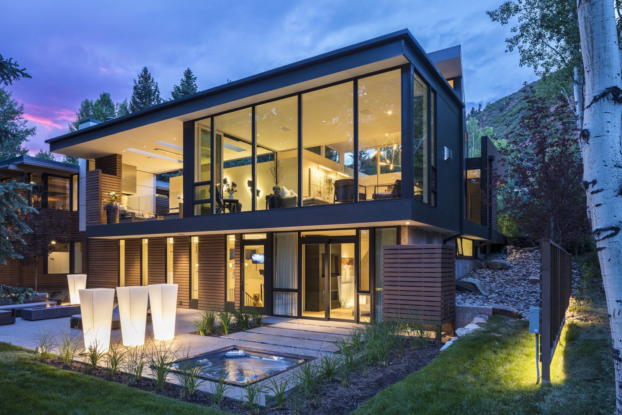 Near | Far House | Willis Pember Architects | Archello