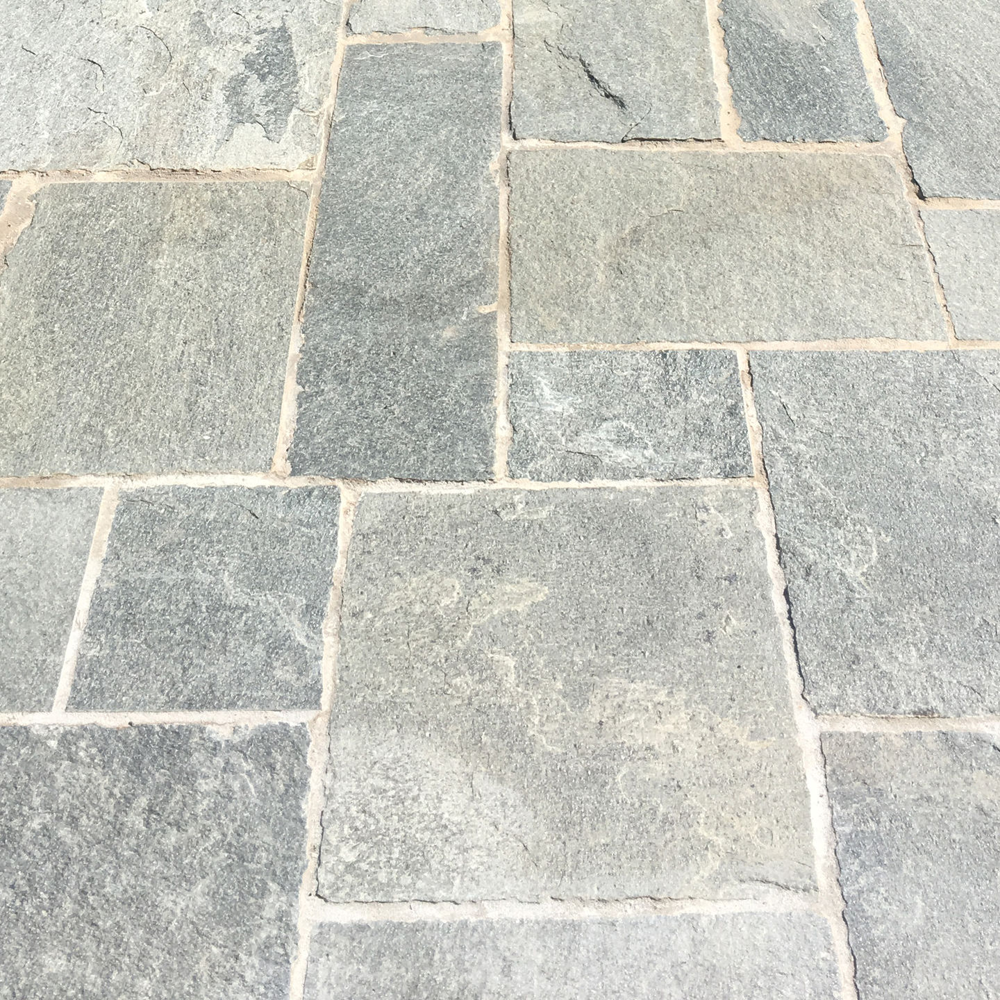 Endicott® Split Stone by Eco Outdoor® | Media - Photos and Videos - 2 ...