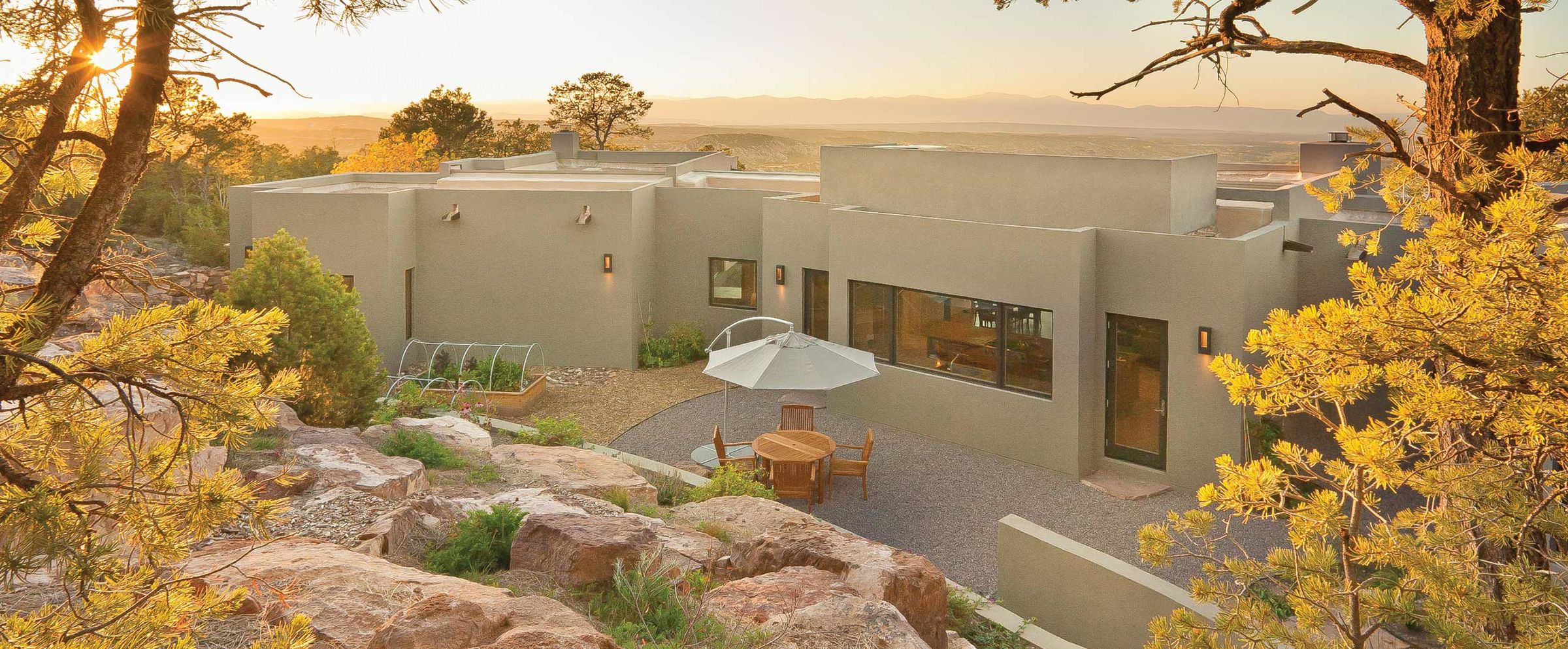 Santa Fe Style | Western Window Systems | Archello