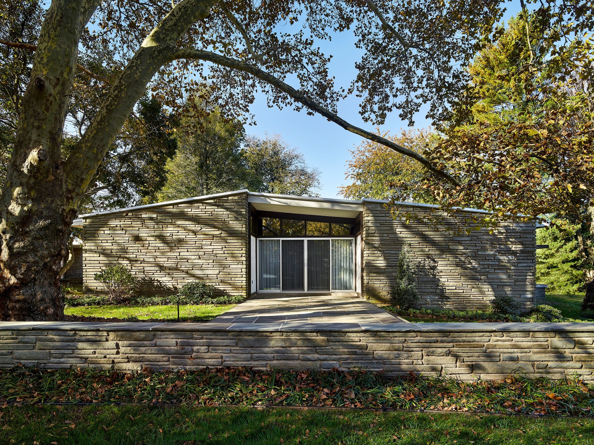 Kling Midcentury Renovation | k YODER design | Archello