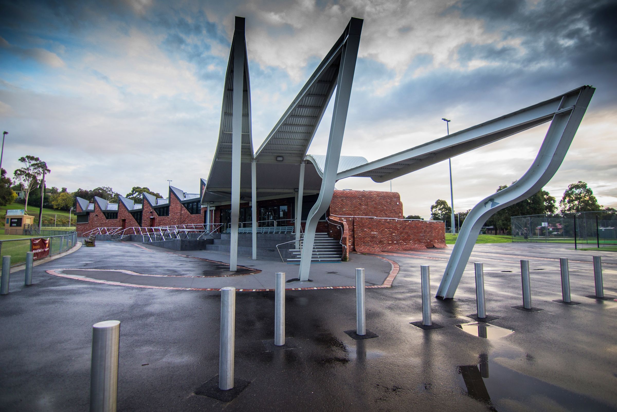 Templestowe Reserve Sporting Pavilion | PHOOEY Architects | Archello