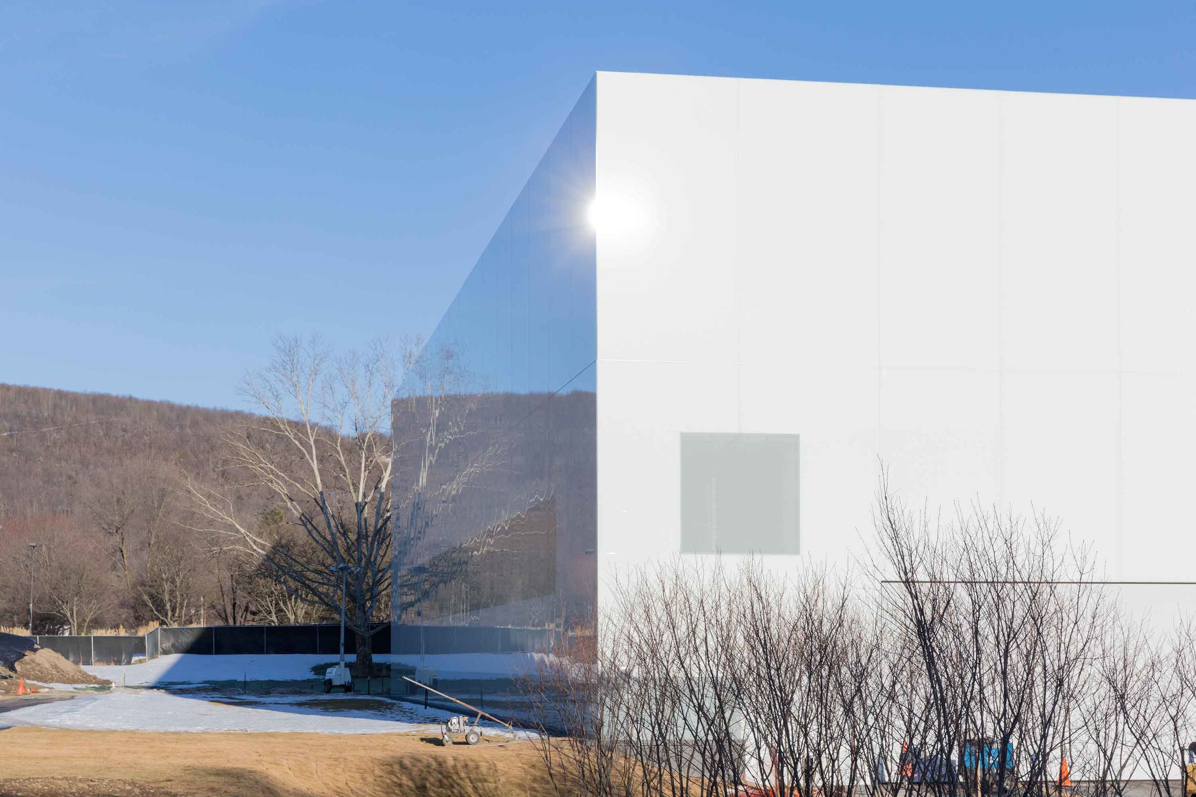 Vanceva® Illusion White nach Eastman | Archello