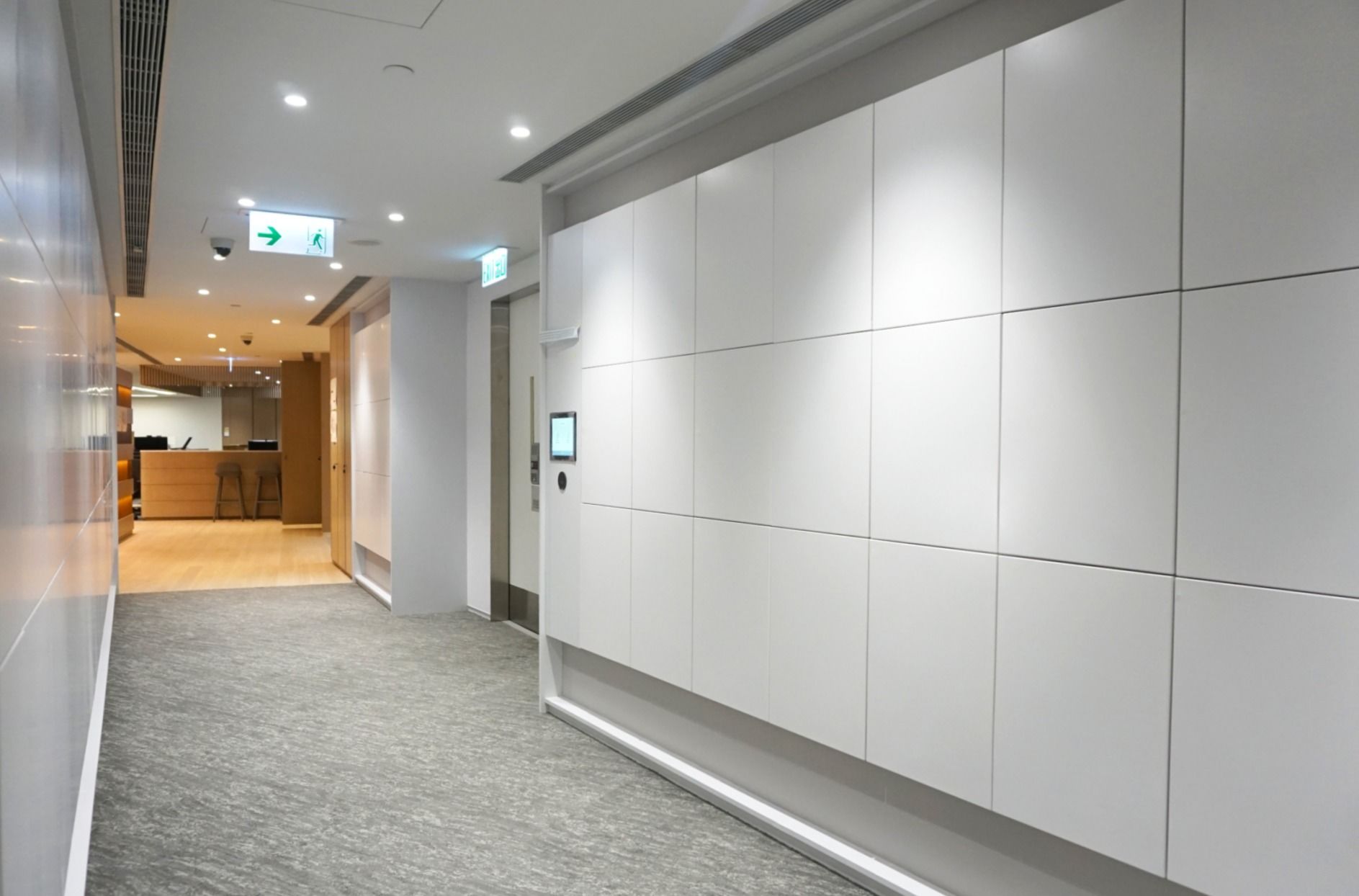 Metra Smart Workplace Lockers por Metra | Smarter locker system | Archello