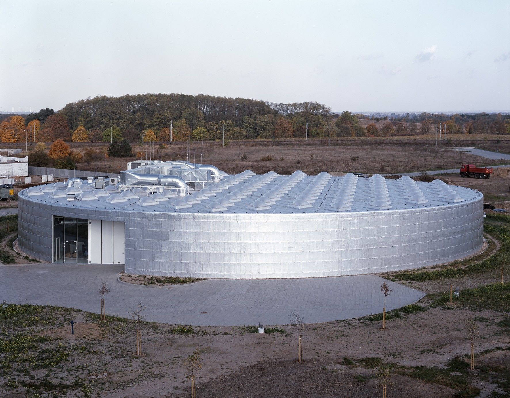 Gallery of FRABA production plant | BeL Sozietät für Architektur ...