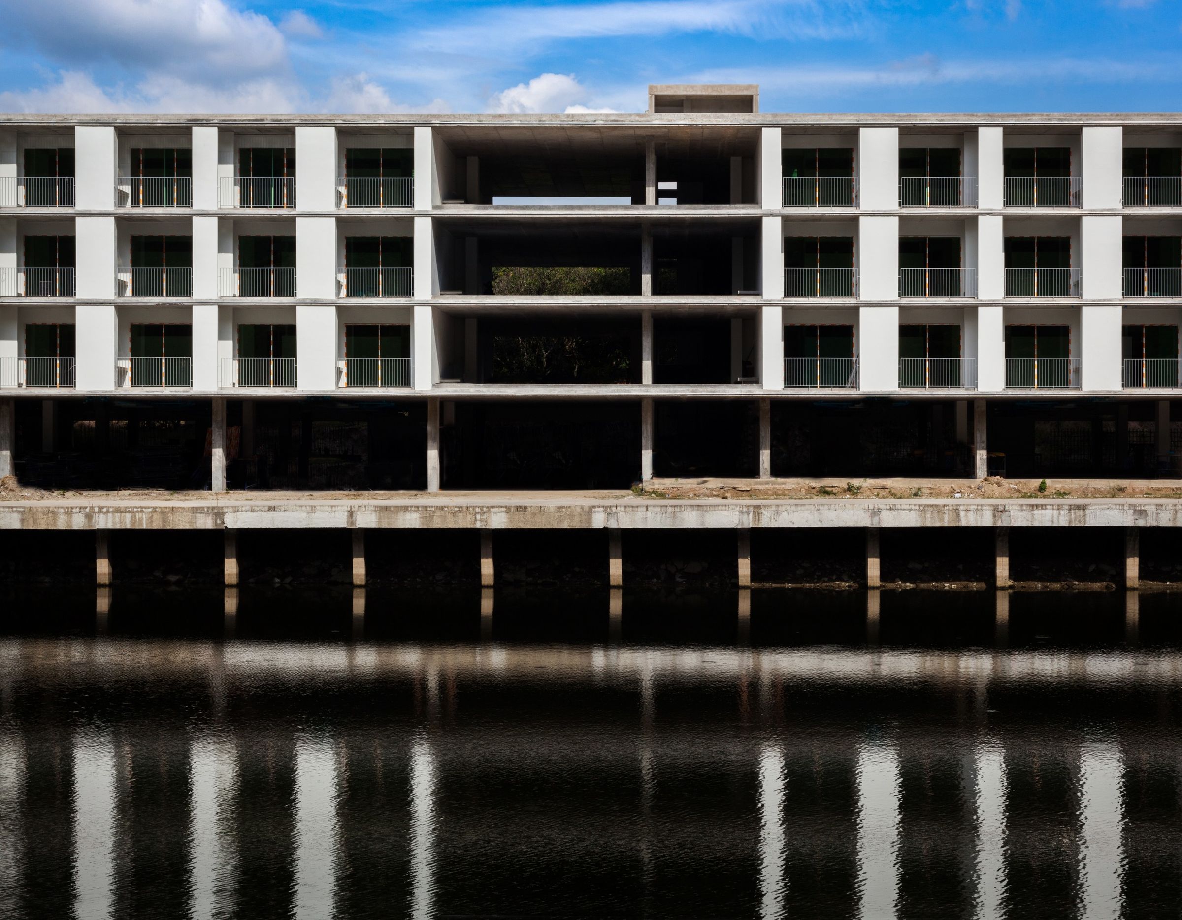 Women’s Dormitory & Meditation Building | Walllasia | Archello