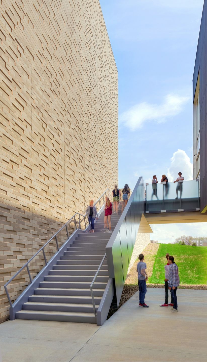 Gallery of Reeds Spring Middle School | Dake Wells Architecture | Media - 7