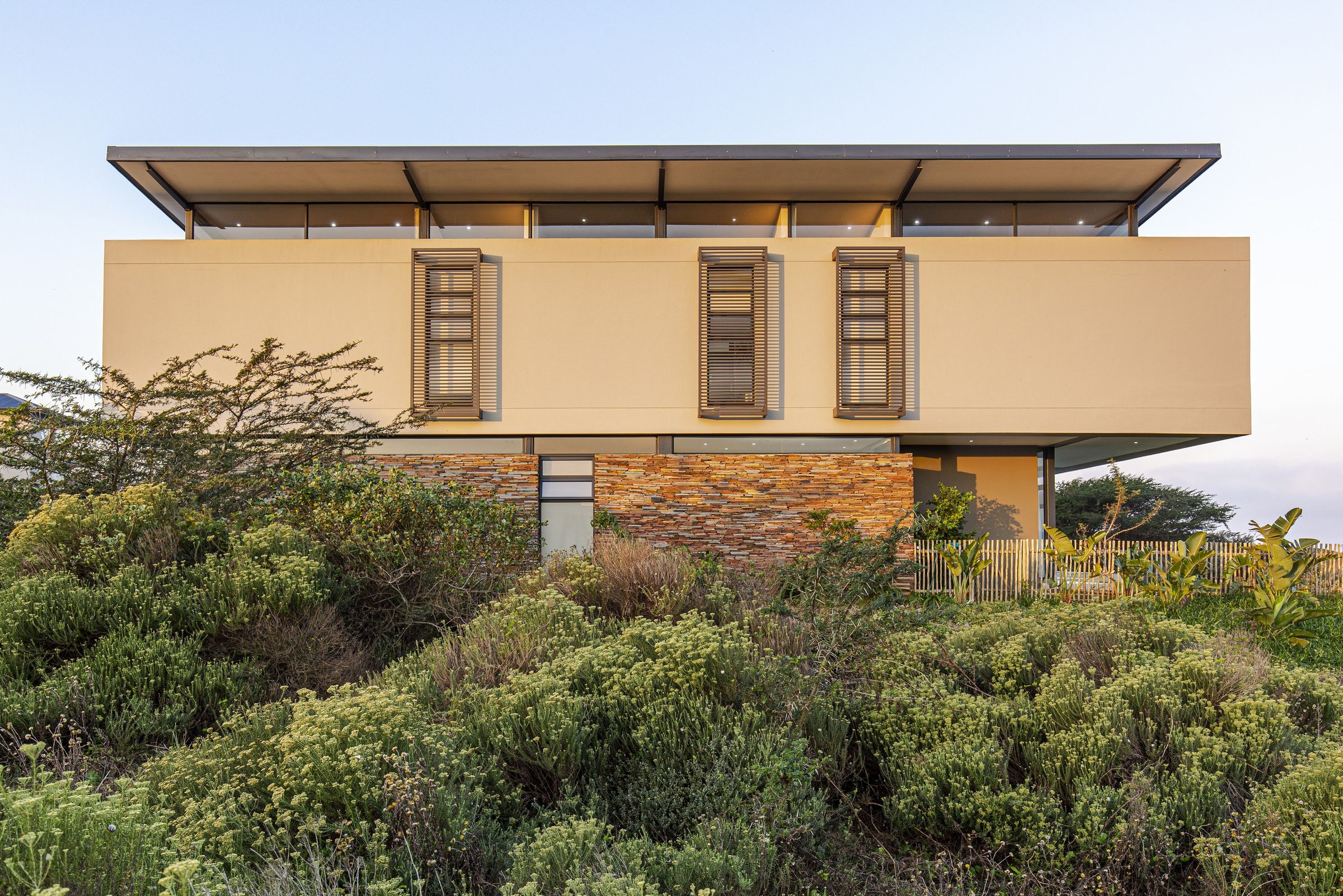 Fuchsia house | Metropole Architects | Archello