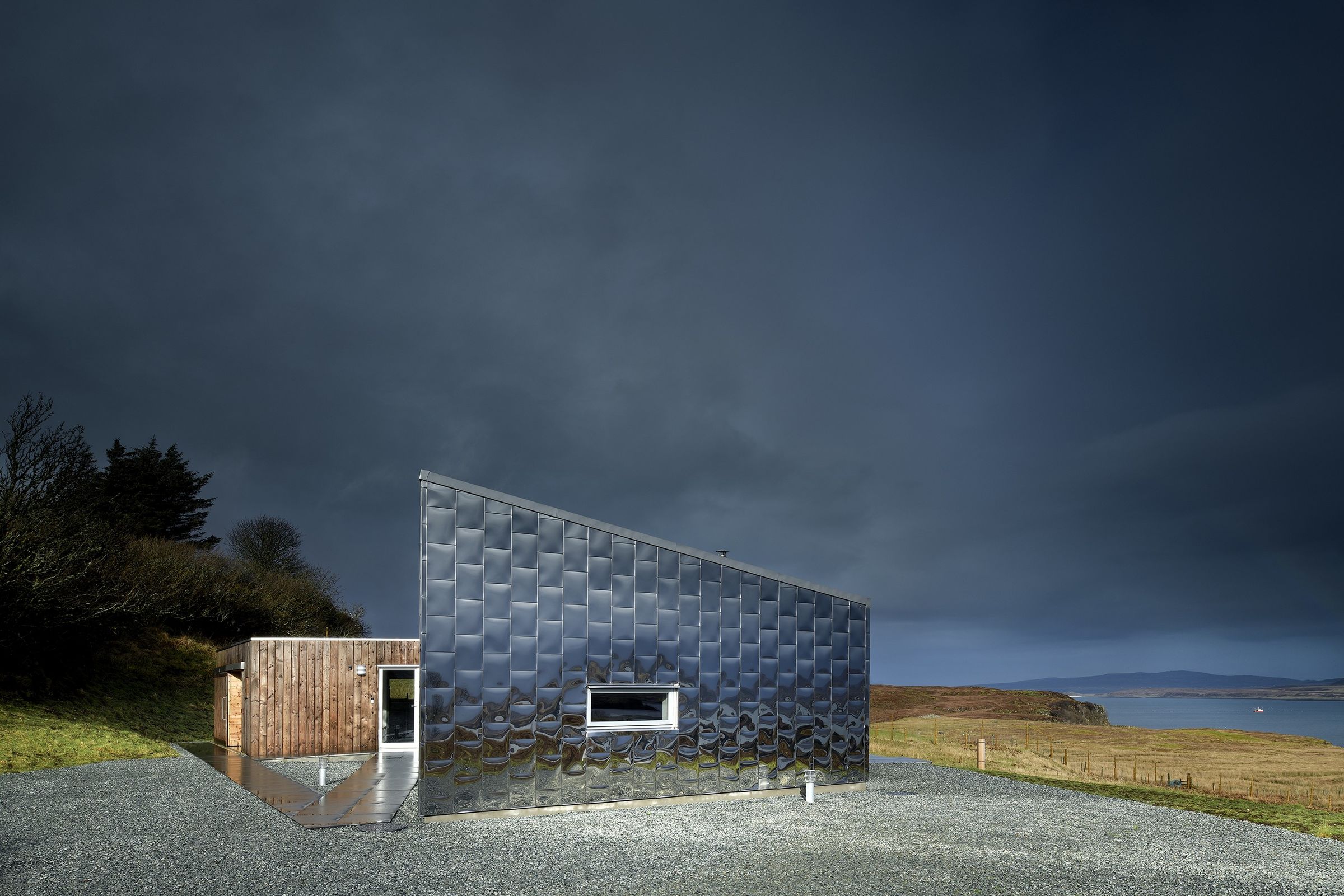 The Invisible House | Rural Design | Media - Photos and Videos - 3 ...