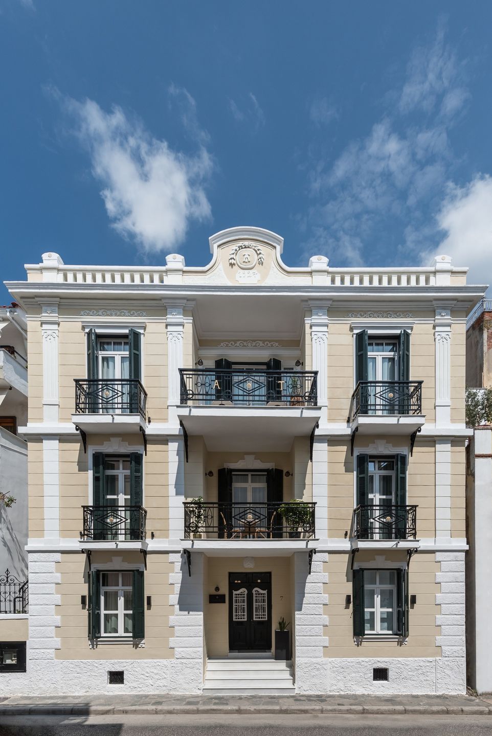 The Anthemion House | Normless architecture studio | Archello