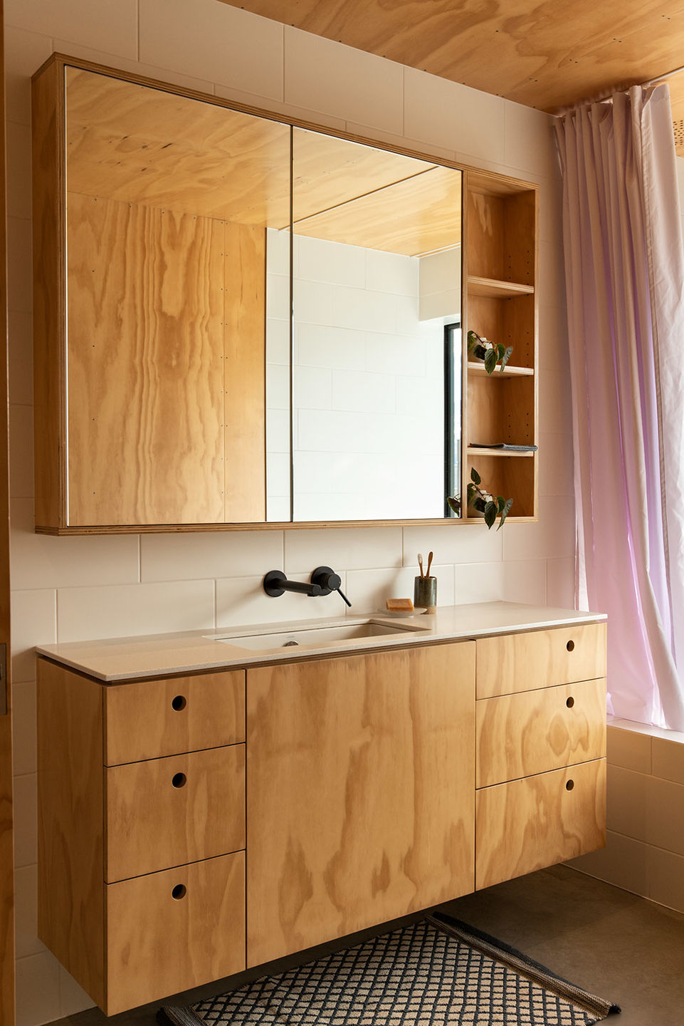 Gallery of Avalanche House | intuitive architects | Media - 20