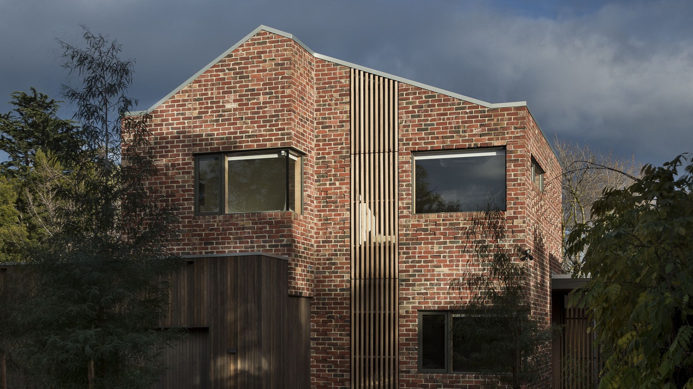 Brick Courtyard House | Stavrias Architecture | Archello