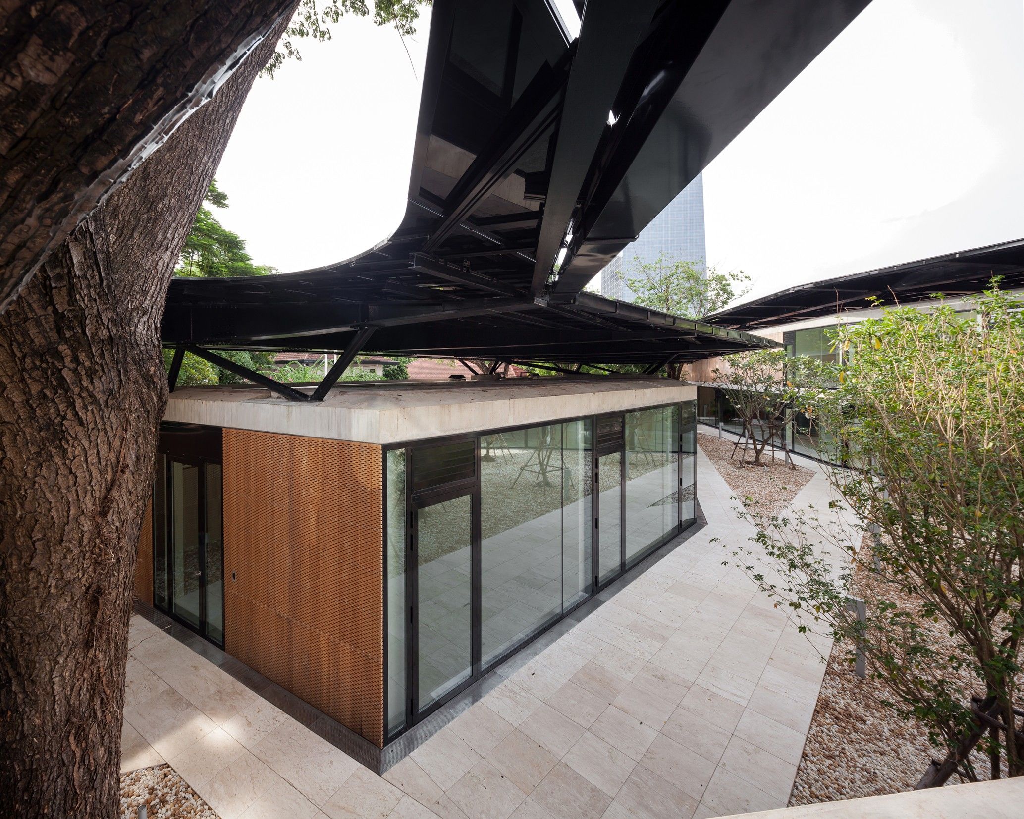 Gallery of Austrian Embassy Bangkok | HOLODECK architects | Media - 5