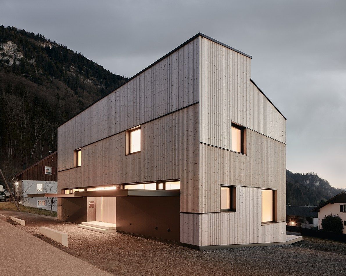 Austrian house revives traditional qualities using minimal resources ...