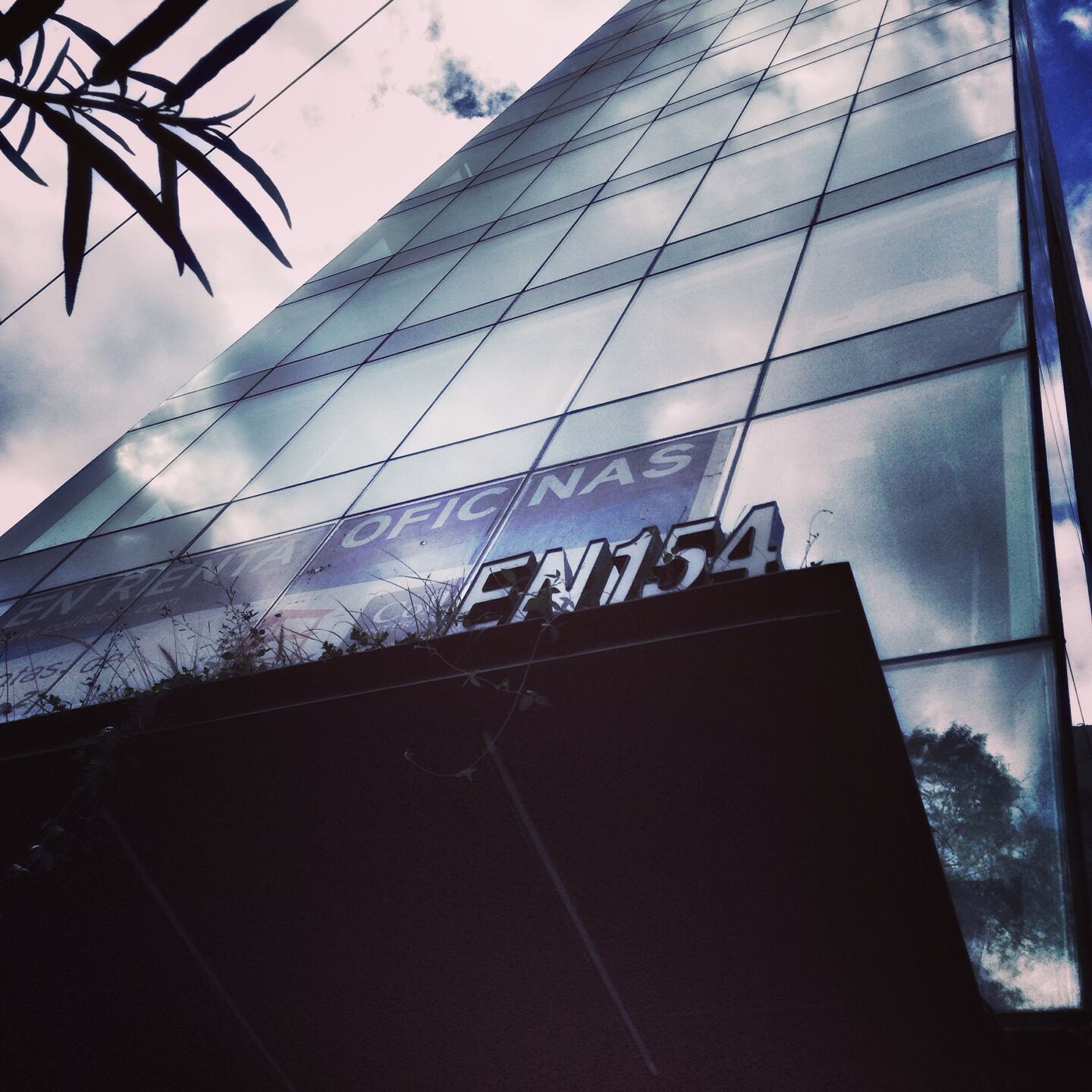 Boutique Business Building | LIVING + SLVK | Archello